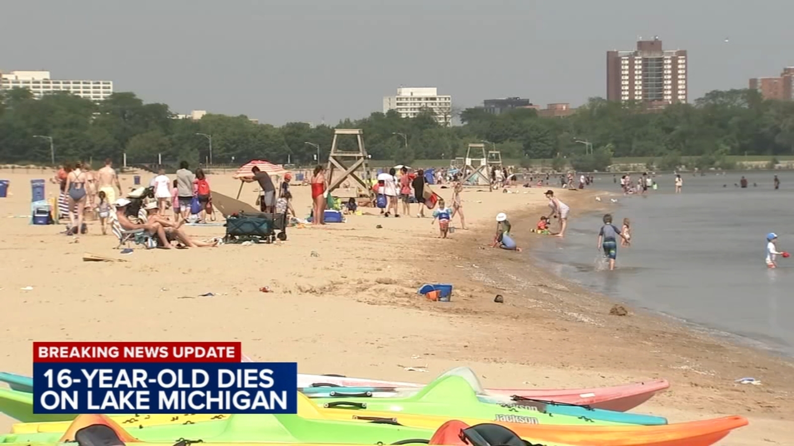 Teen boy dead after Chicago fire rescue from Lake Michigan near ...