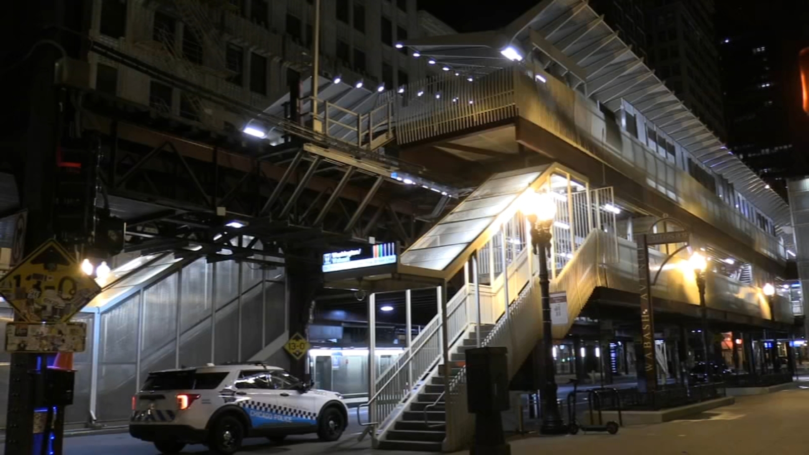 Chicago stabbing: Person stabbed during fight on CTA platform in Loop ...