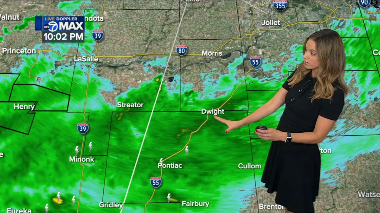 Chicago weather forecast: Isolated storms, showers possible Tuesday ...