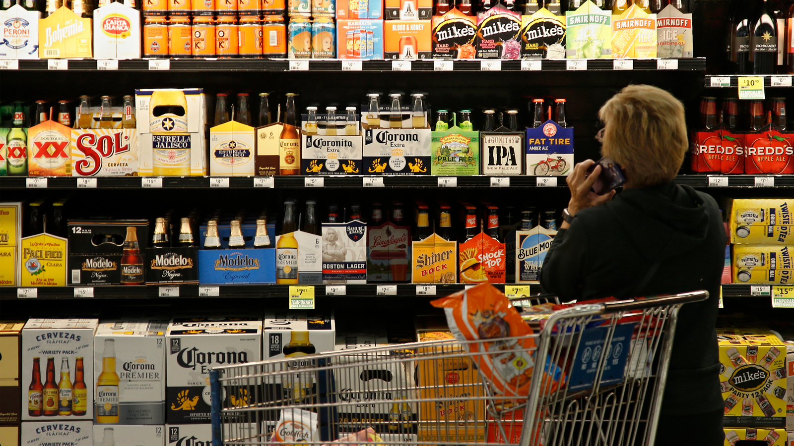 New WHO report: 2.6 million people died from alcohol in 2019 - ABC7 San ...