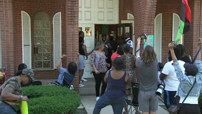 Dolton News - ABC7 Chicago