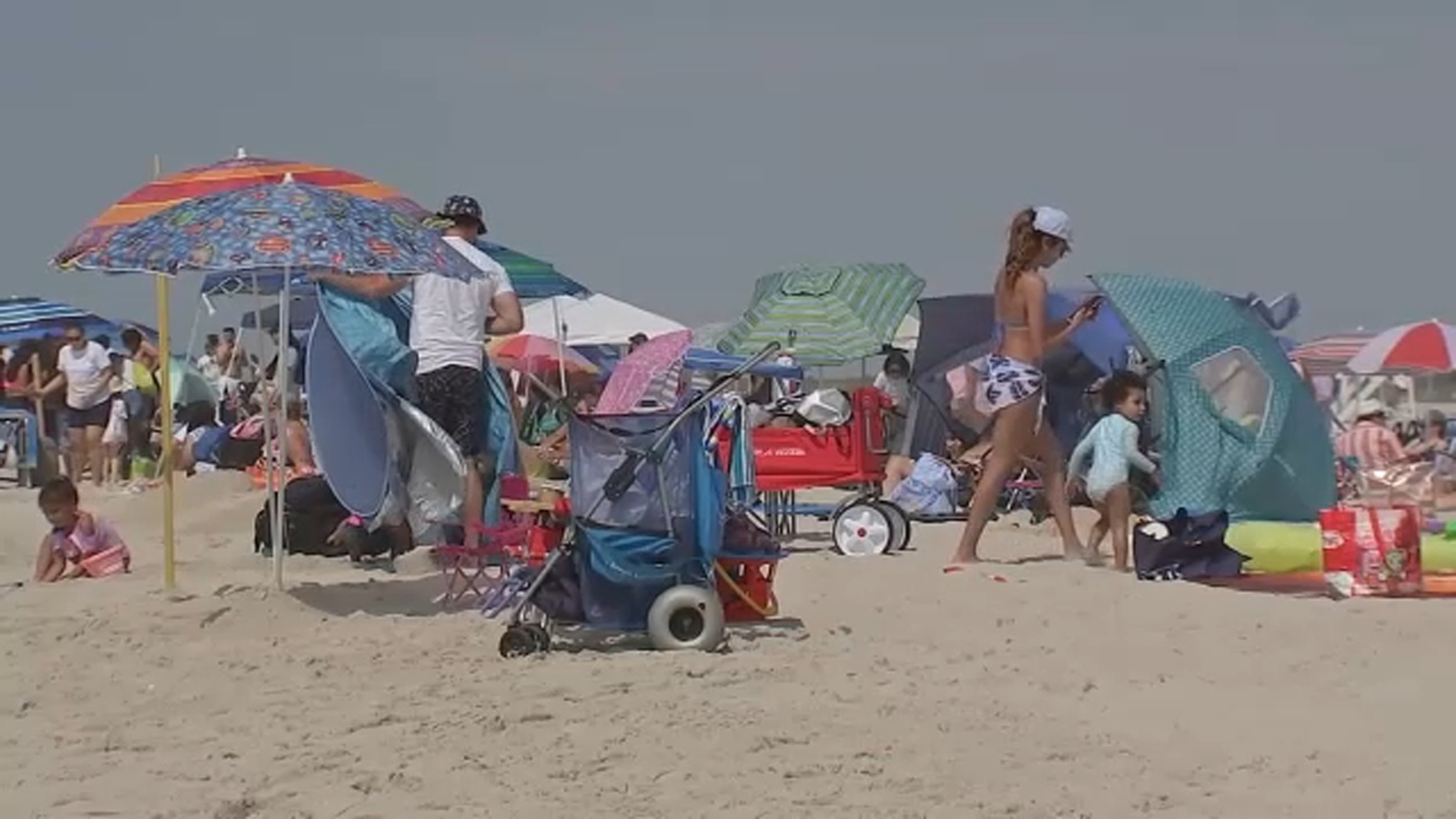 Crowds flock to beaches, boardwalks, parades across the Tri-State for ...