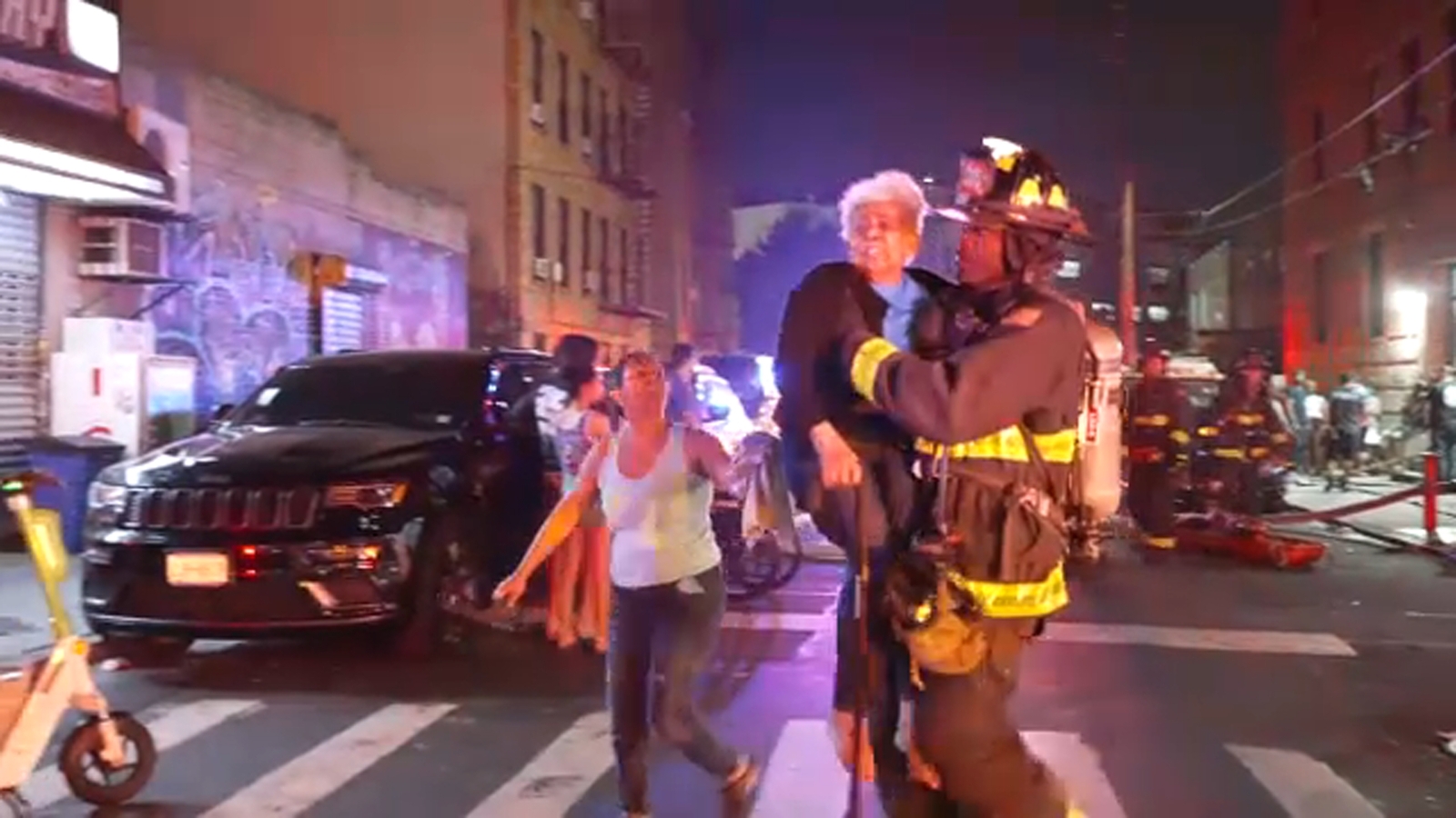 Bronx fire: FDNY and emergency crews report multiple injuries in ...