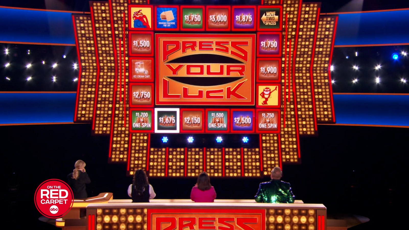 Elizabeth Banks and her "annoying co-star" return for new season of 'Press Your Luck' - ABC11 ...