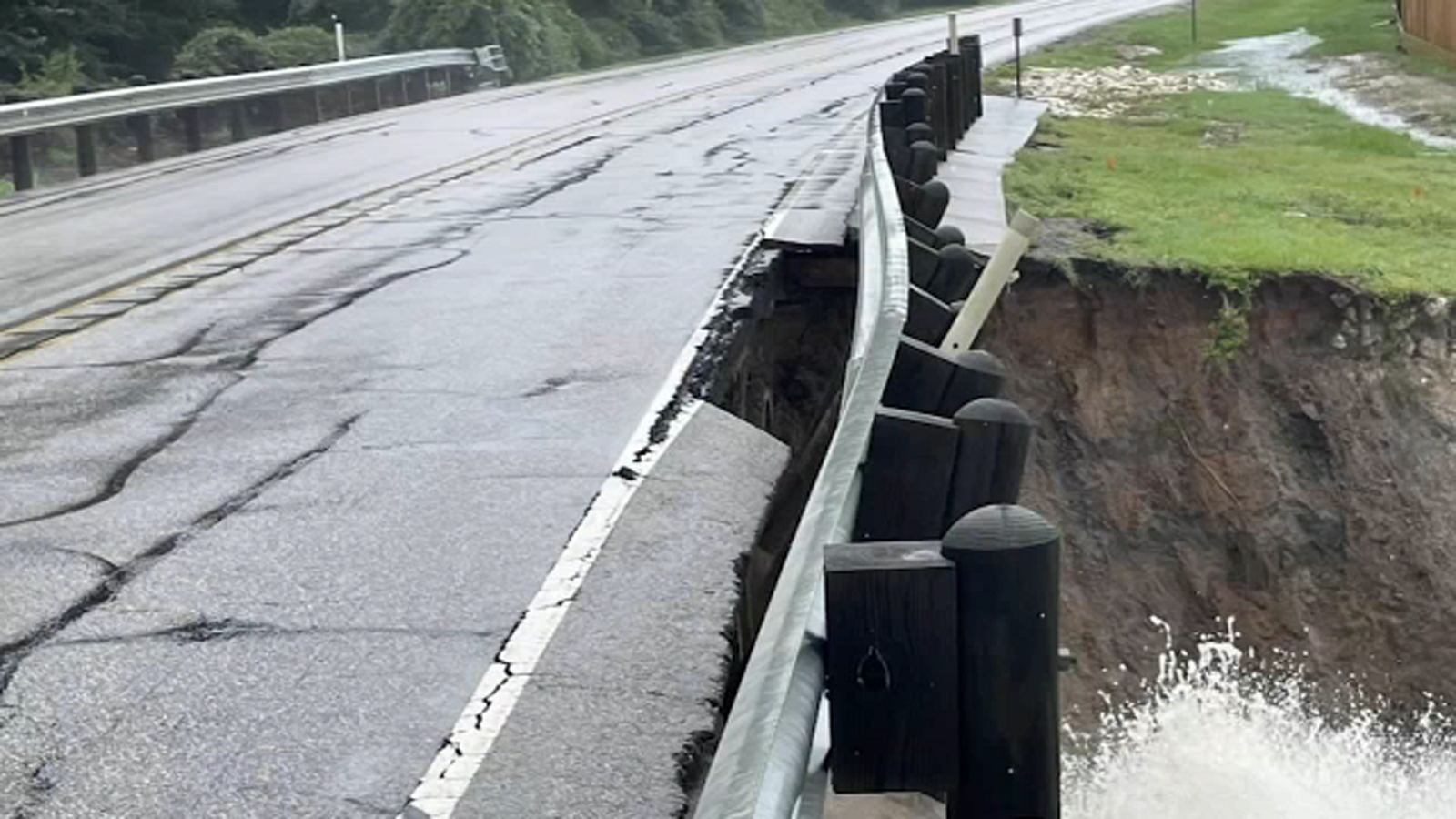 FM-1097 fully shut down over Atkins Creek in Montgomery County after ...