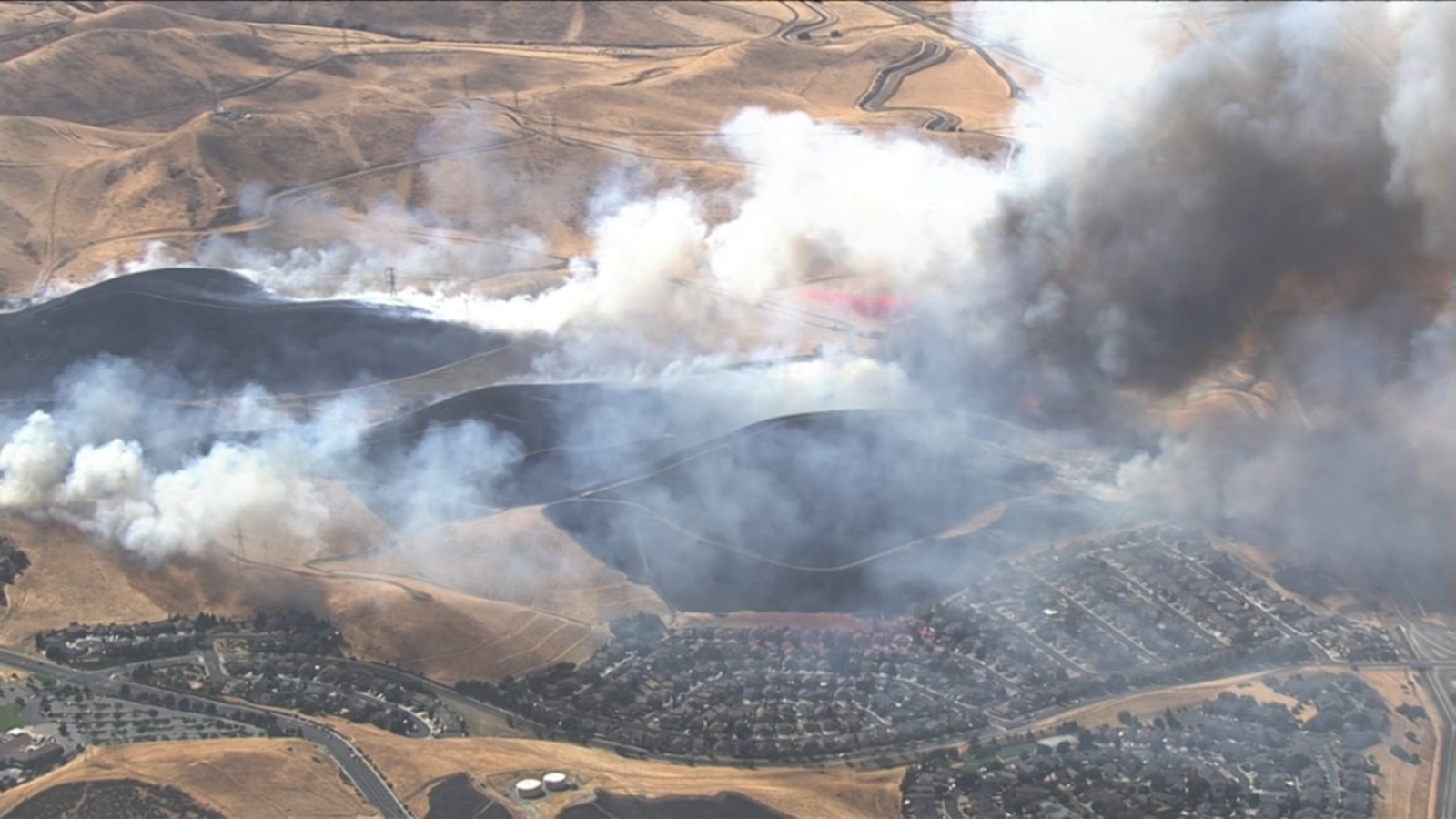 Point Fire: Forward progress stopped in brush fire affecting homes in ...