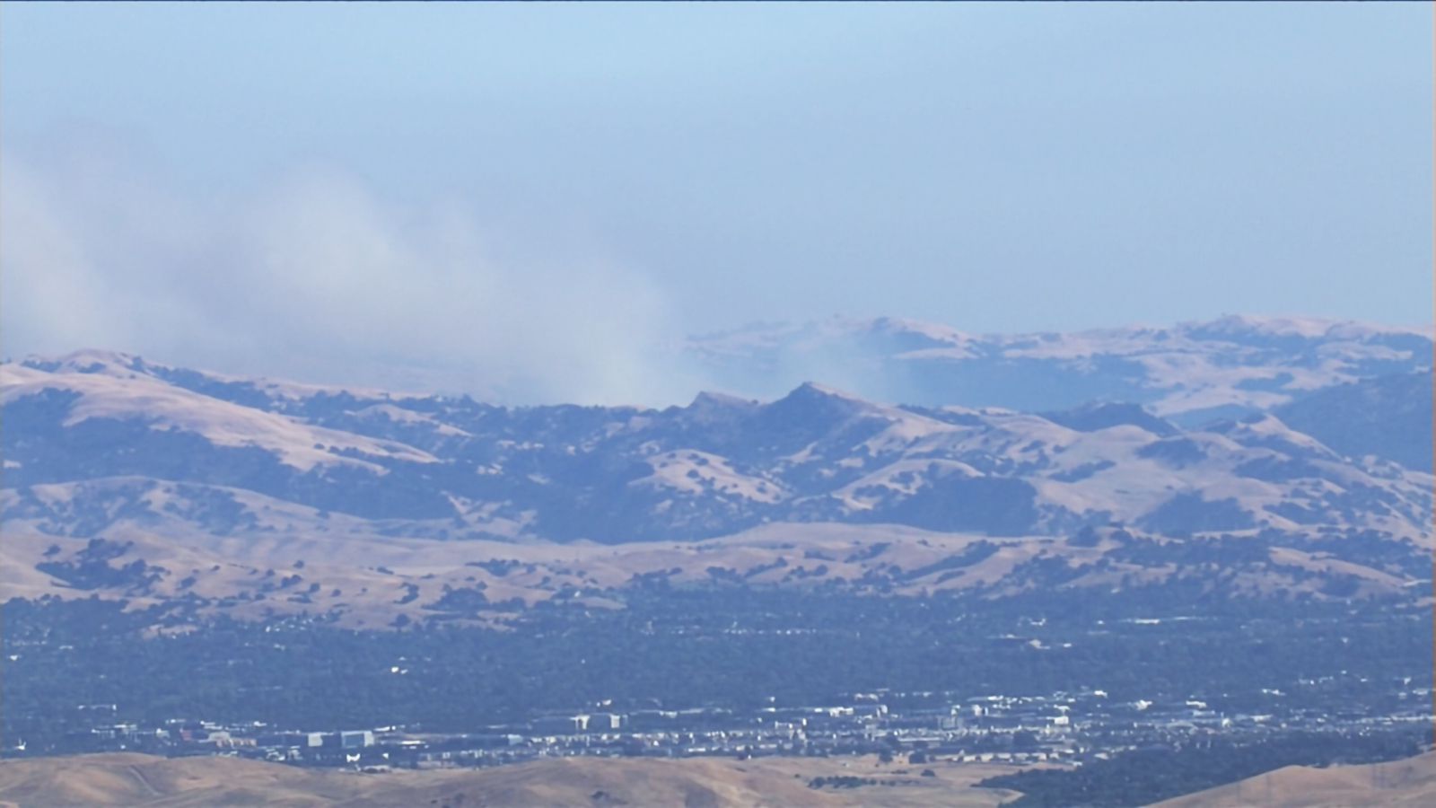 Creek Fire: Crews battle vegetation fire at Welch Creek and Calaveras ...