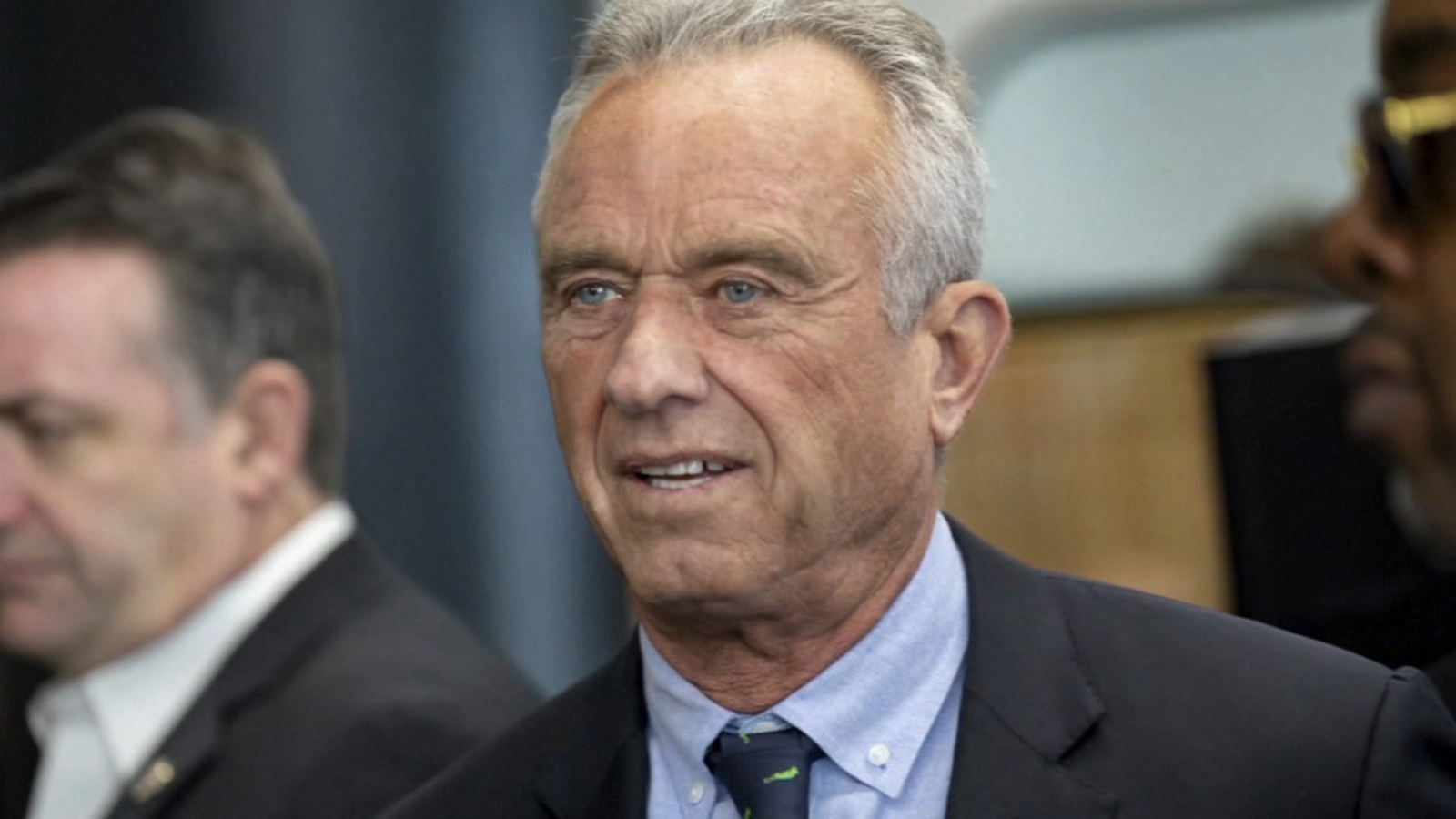 Robert F. Kennedy Jr. confesses to dumping dead bear cub in Central ...