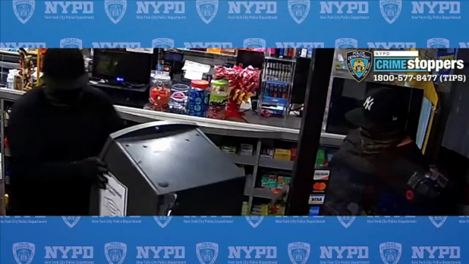 NYC ATM robbery pattern: NYPD releases video of group of men behind 40 ...