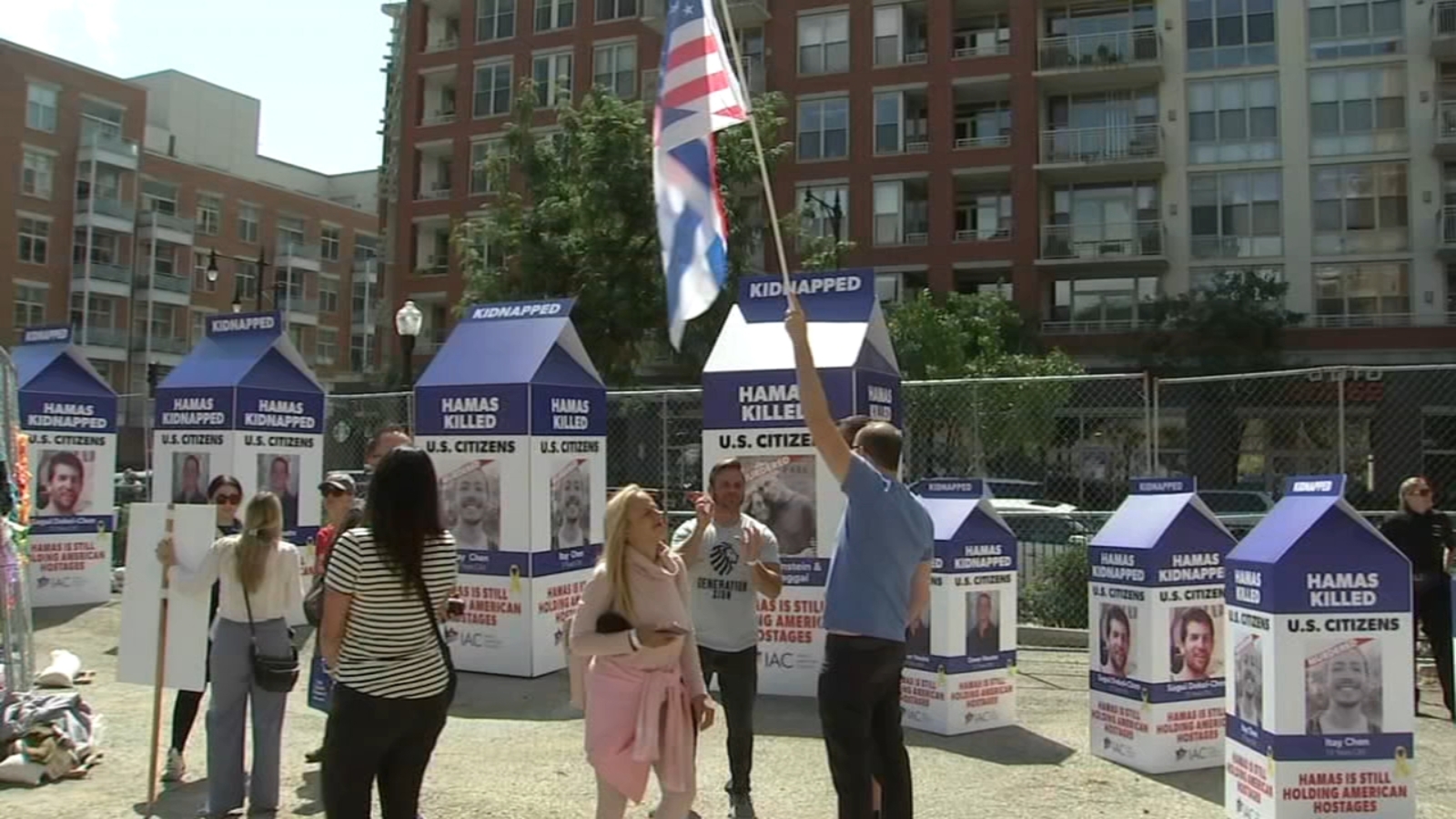 'Hostage Square Chicago' exhibit on Near West Side spotlights hostages ...