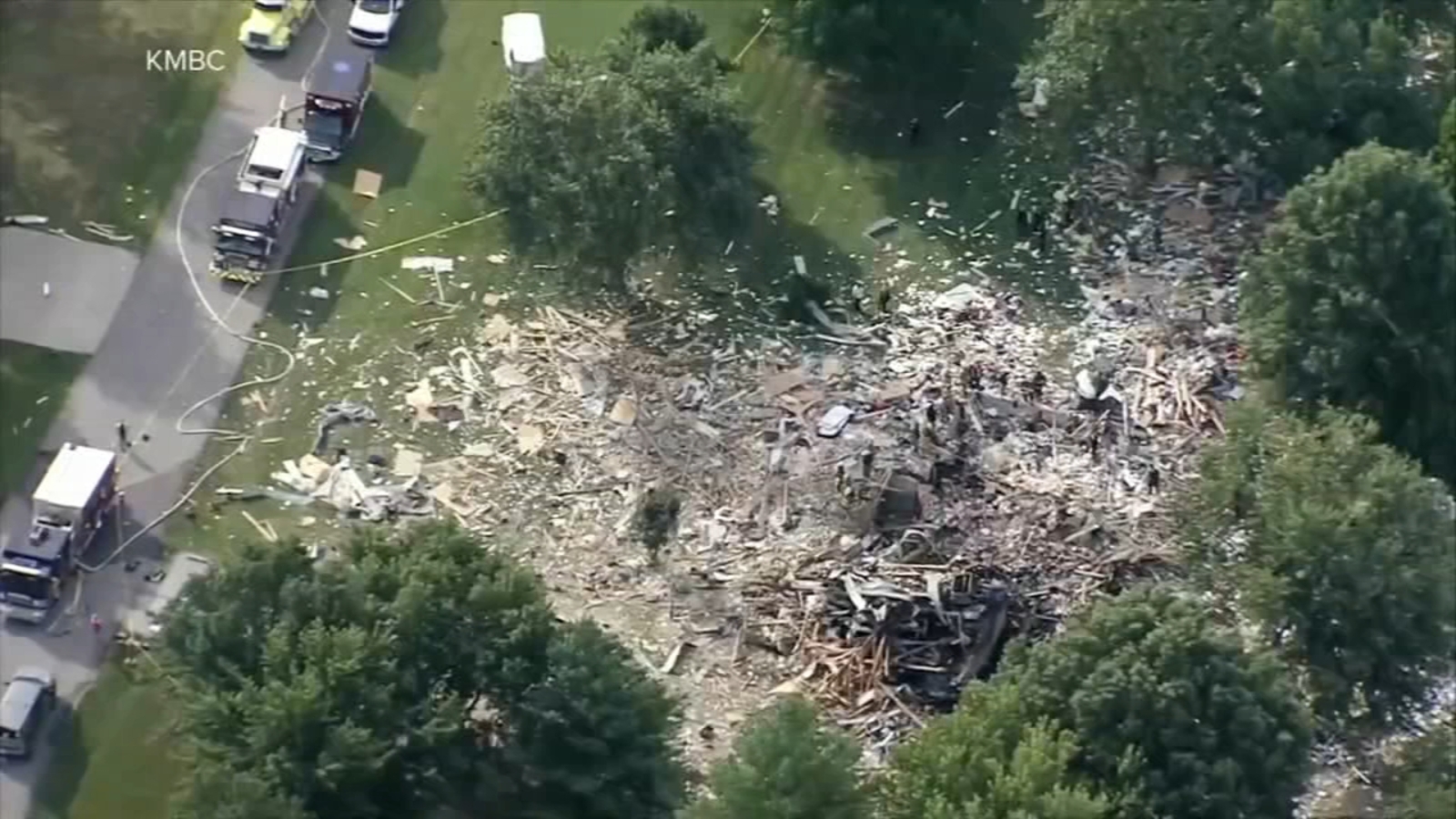 Excelsior Springs house explosion: 2 bodies found in Clay County ...