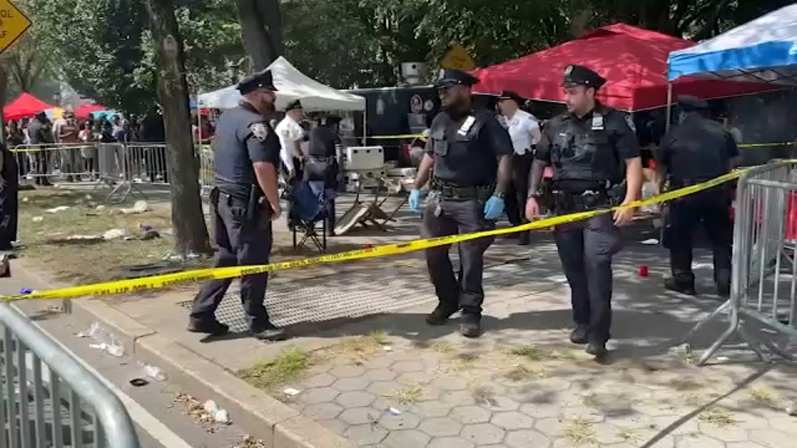 1 dead, 4 hurt after gunman opens fire into crowd along New York ...