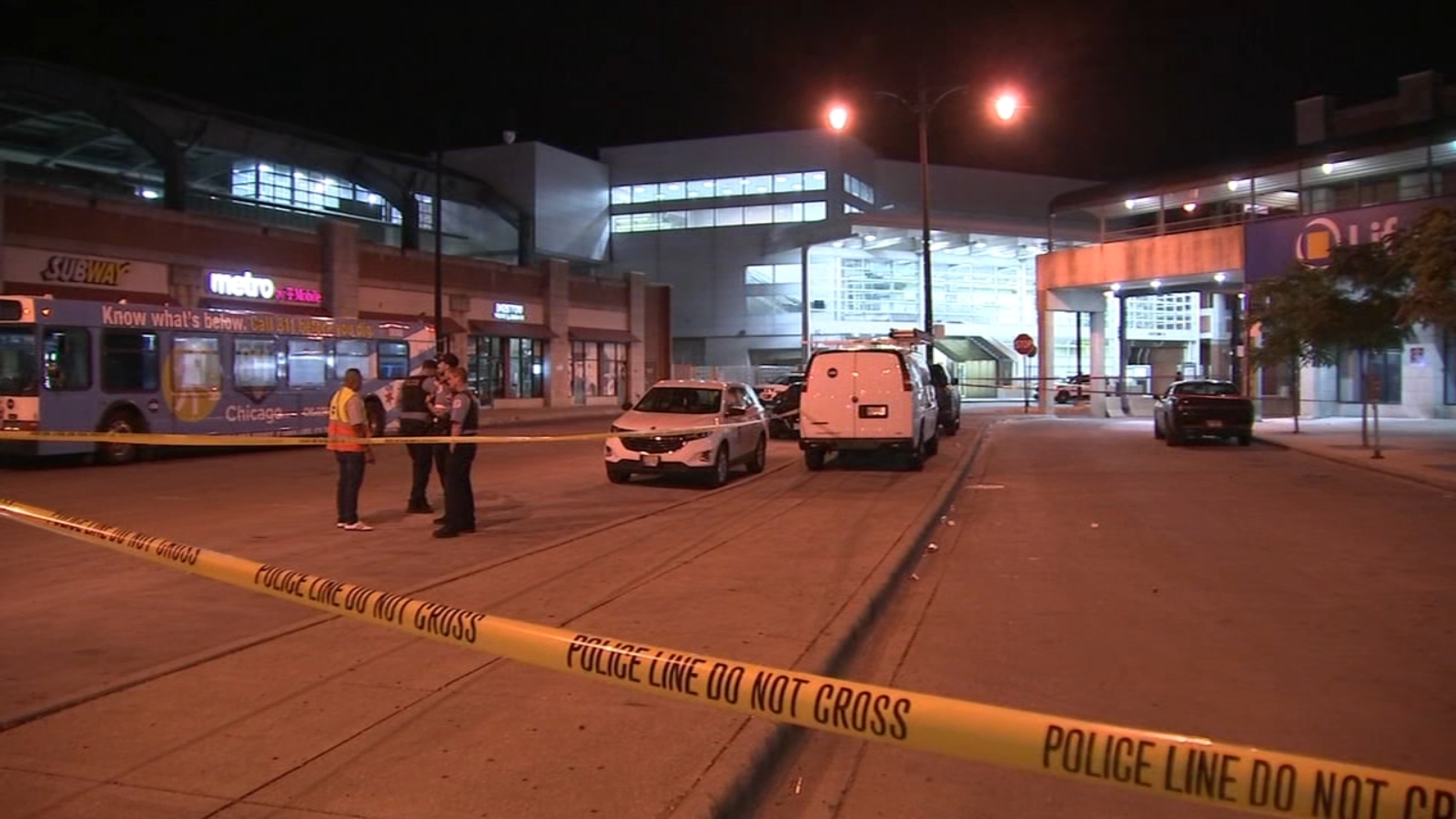 CTA worker wounded in shooting outside Howard station, Chicago police ...