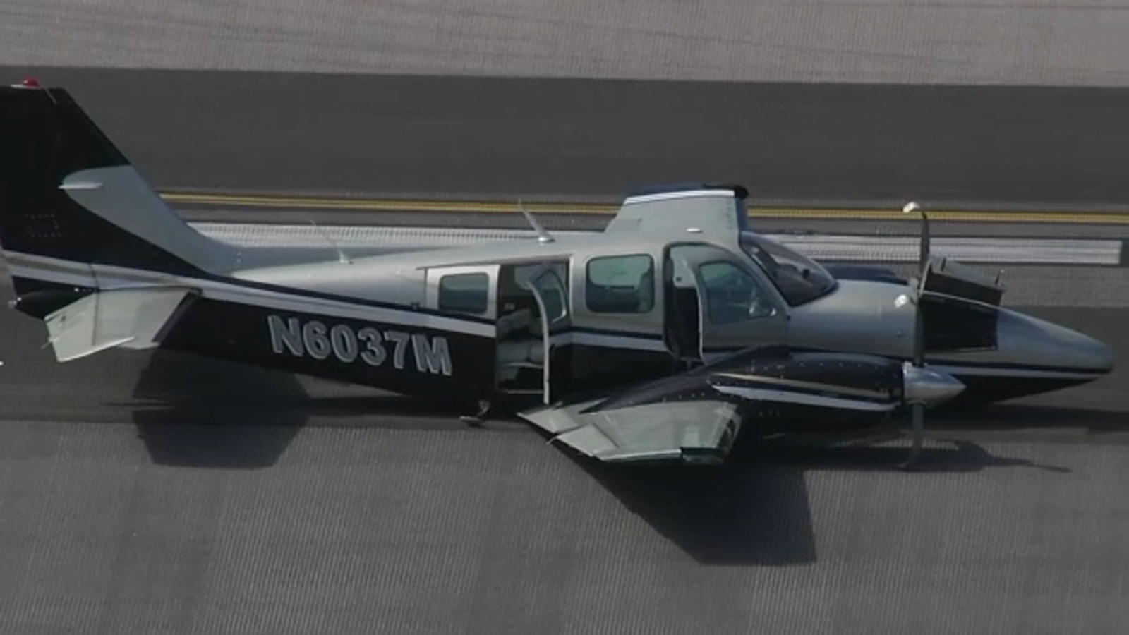 Gear fails on plane taking off at RDU with two onboard, no injuries ...