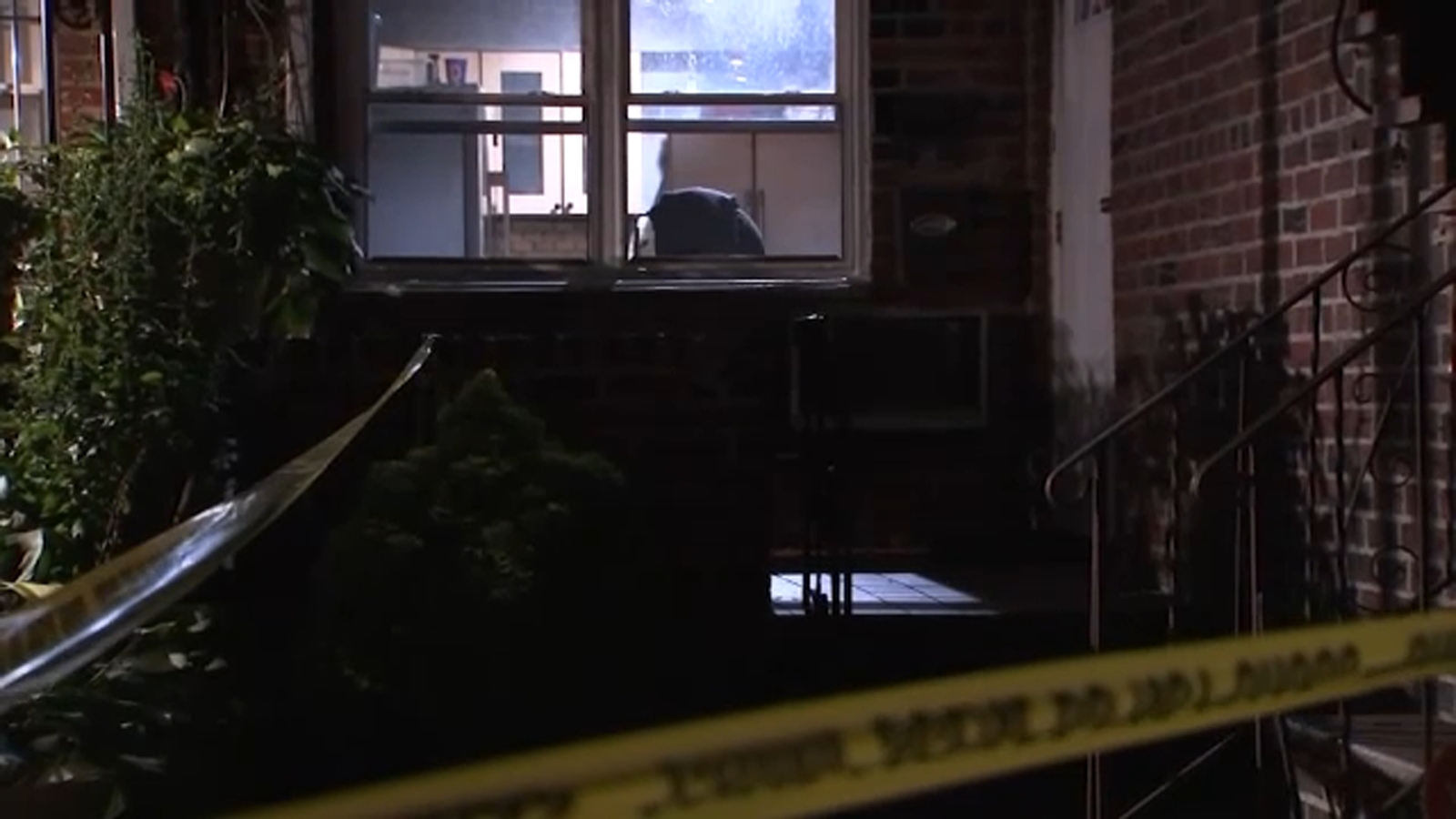 Brooklyn police shooting: Officers fatally shoot man who flashed knife ...