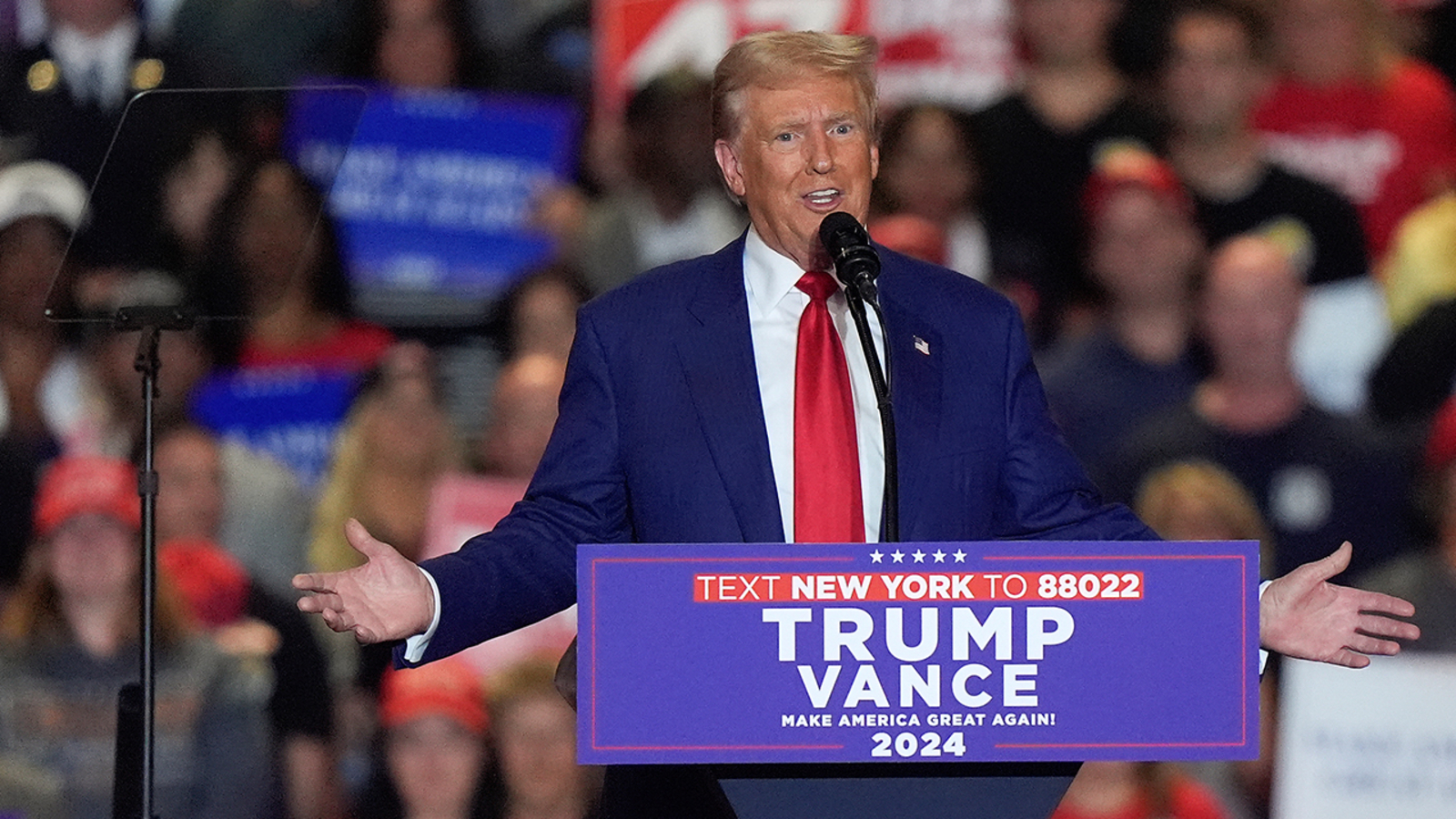 Donald Trump rally: Big crowds, security tight for former president's ...