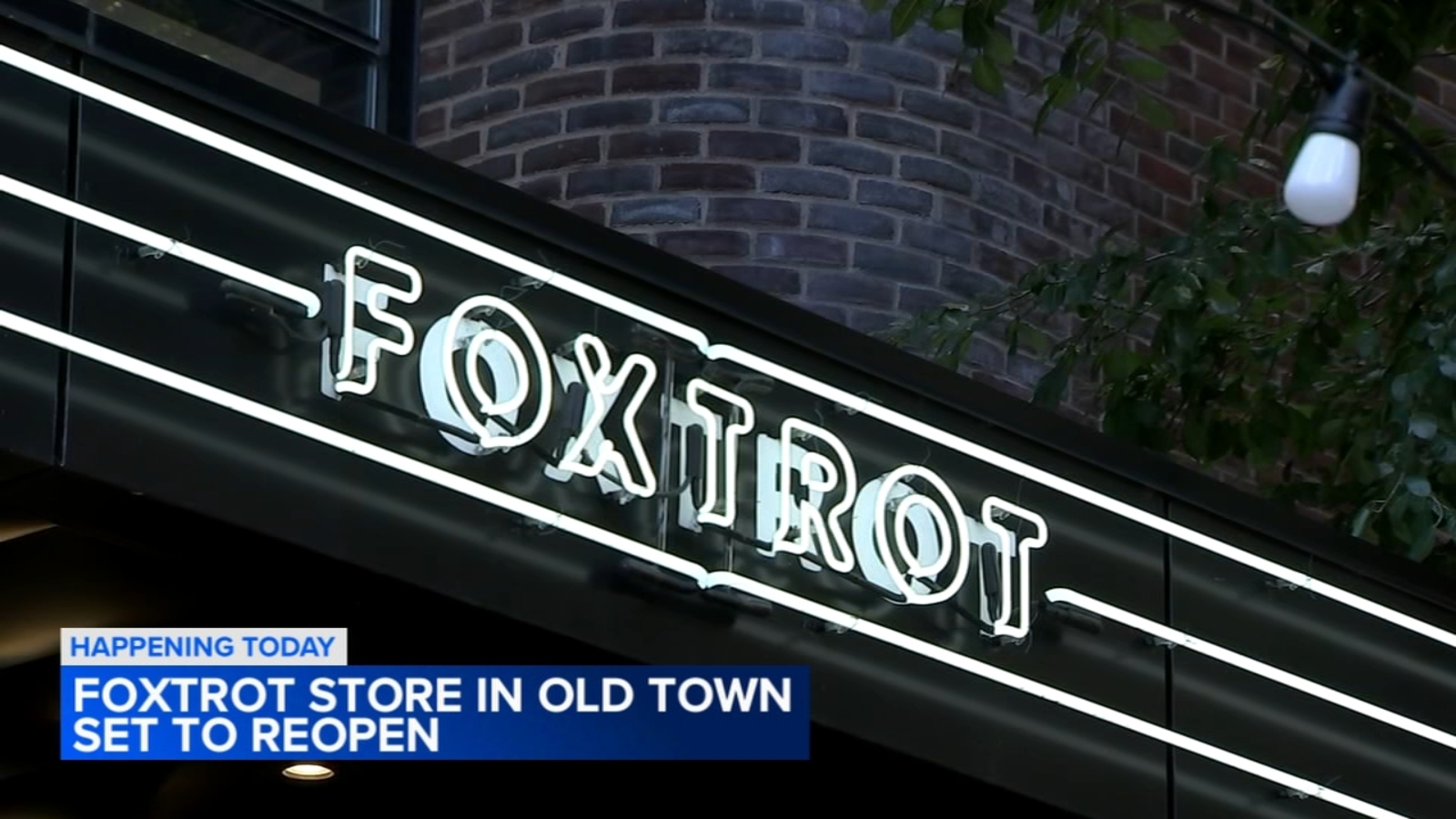 Foxtrot Chicago store in Old Town reopening at 1562 N Wells St on ...