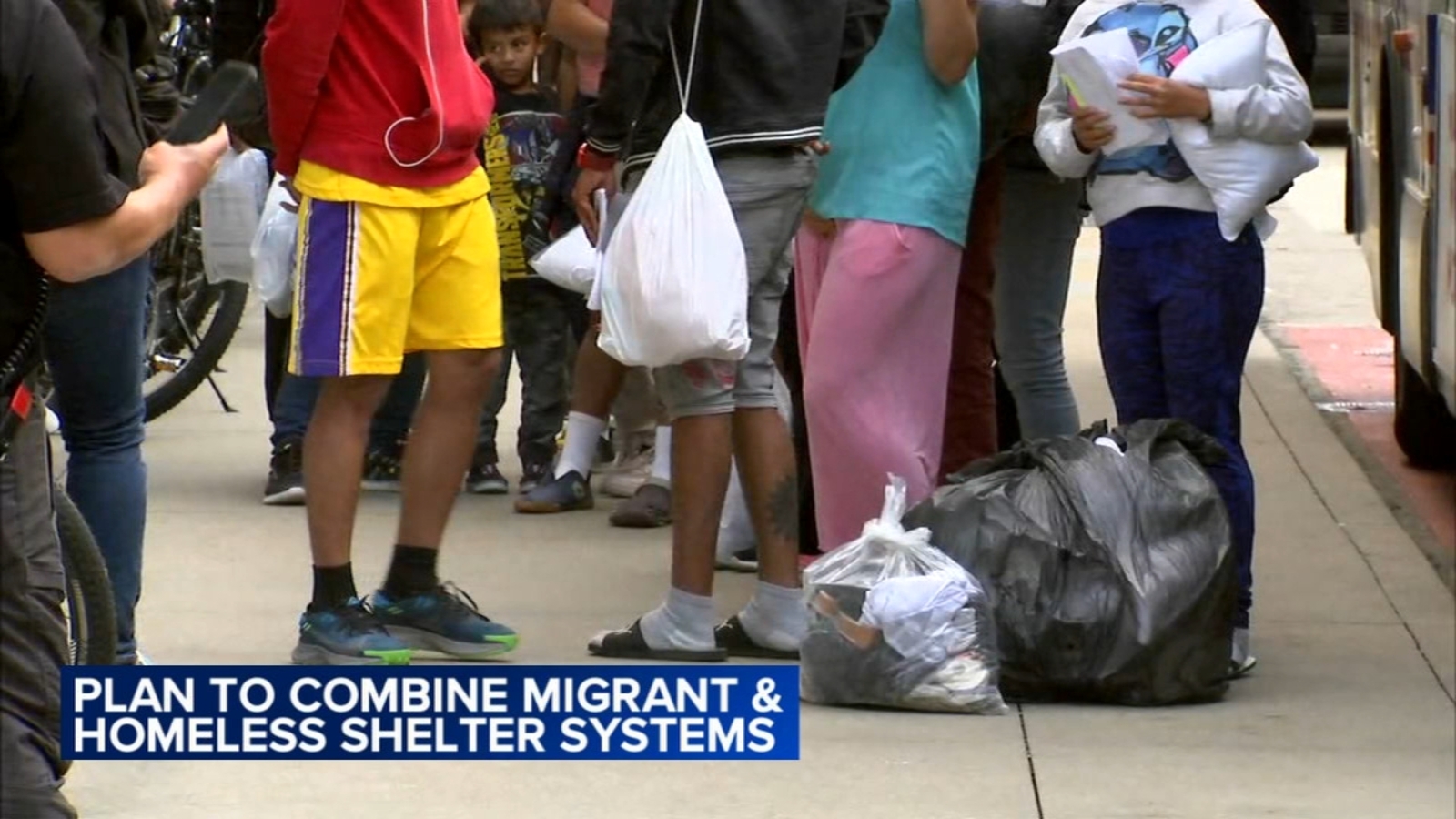 Chicago leaders to announce recommendations to combine shelters for ...