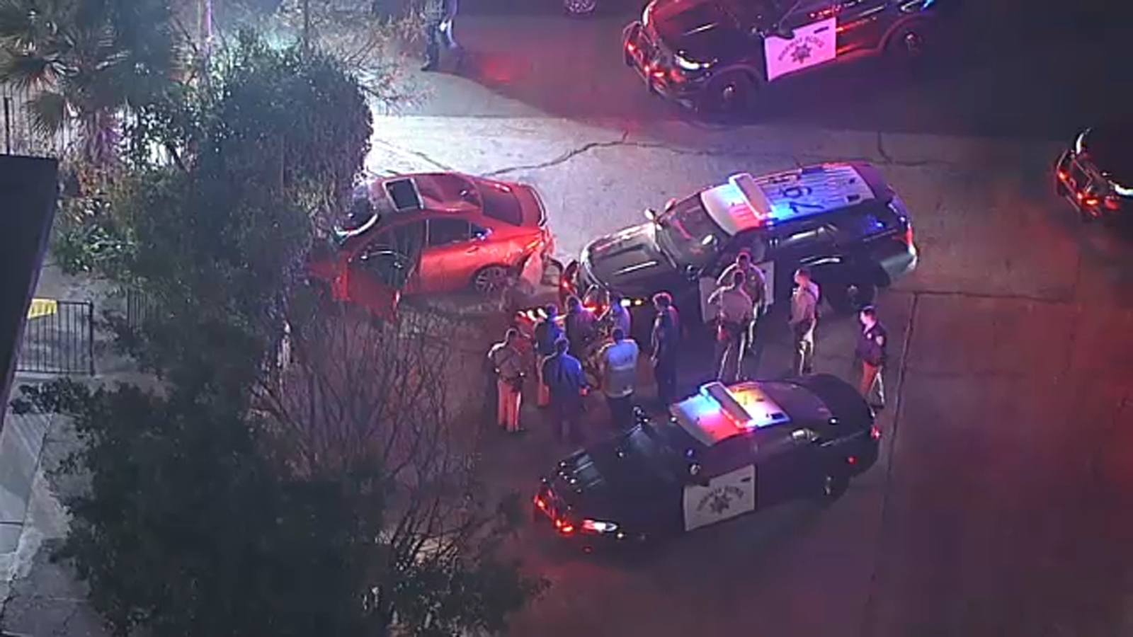 Pedestrian struck at end of high-speed chase in LA; suspect in custody ...
