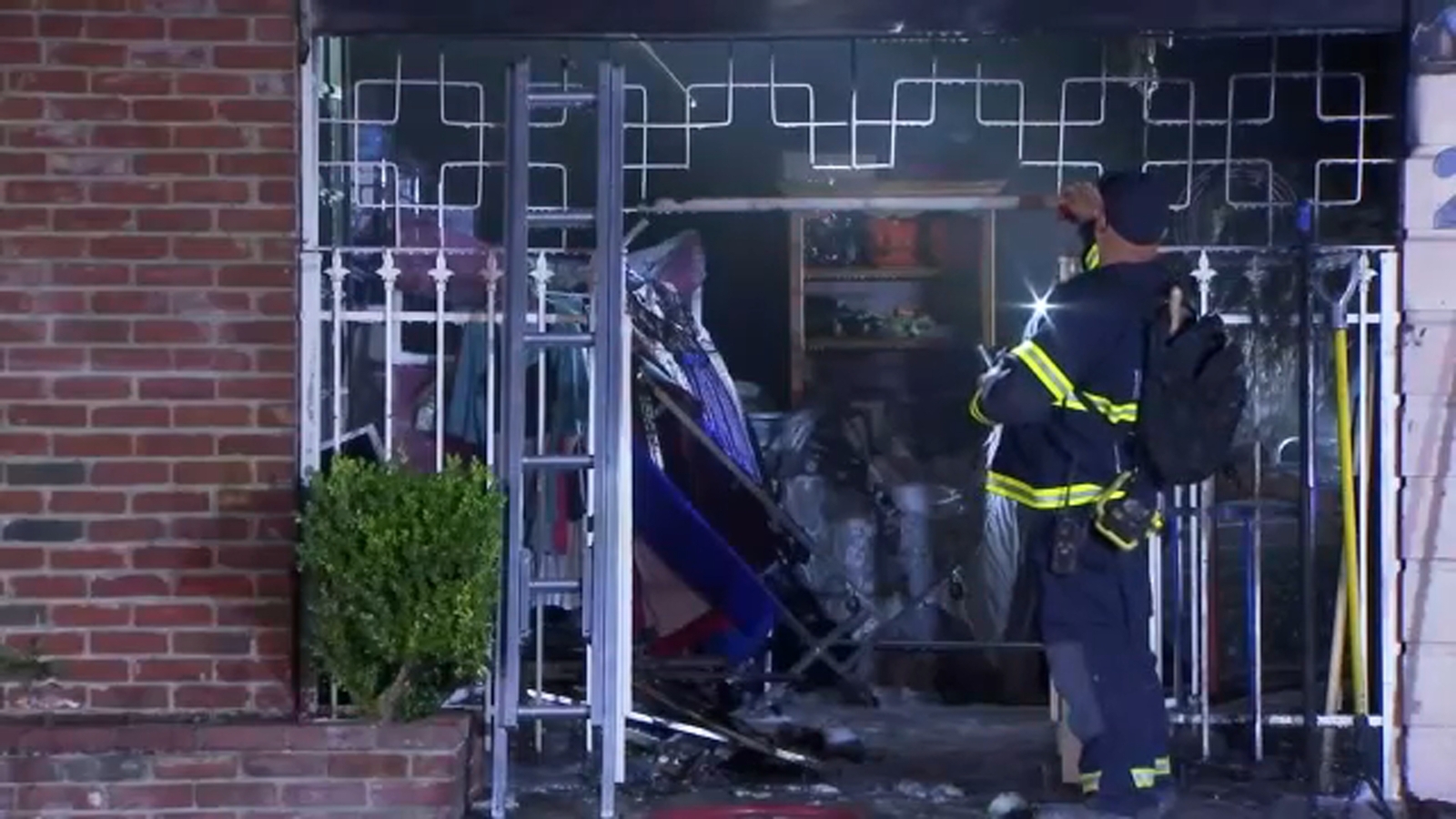 Investigation underway after following fire at central Fresno non-profit - ABC30 Fresno