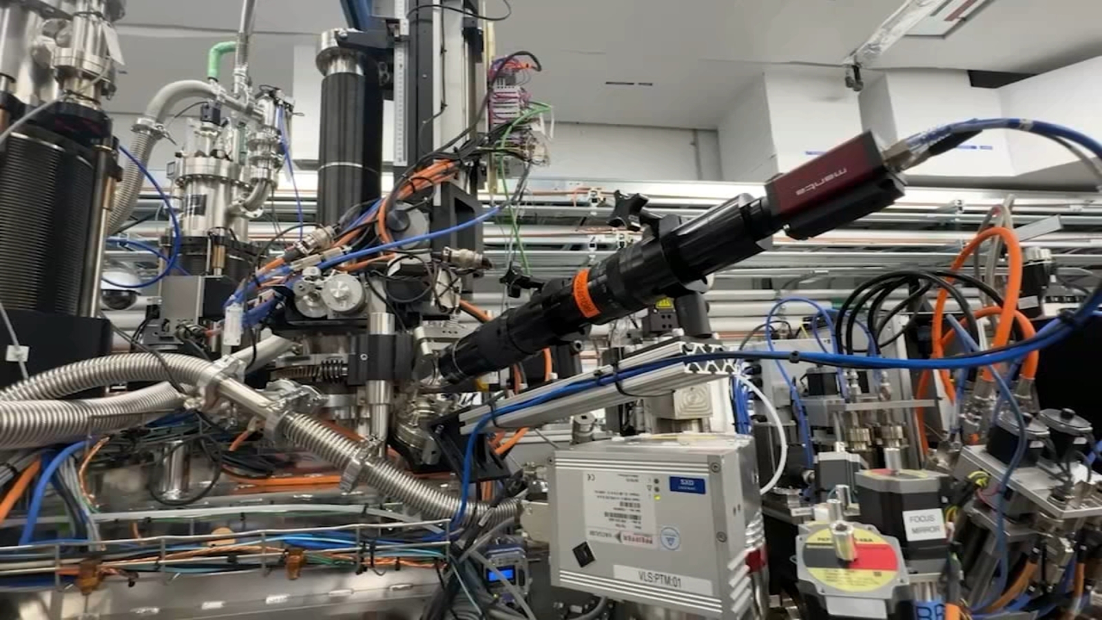 World's most powerful x-ray laser Linac Coherent Light Source created ...