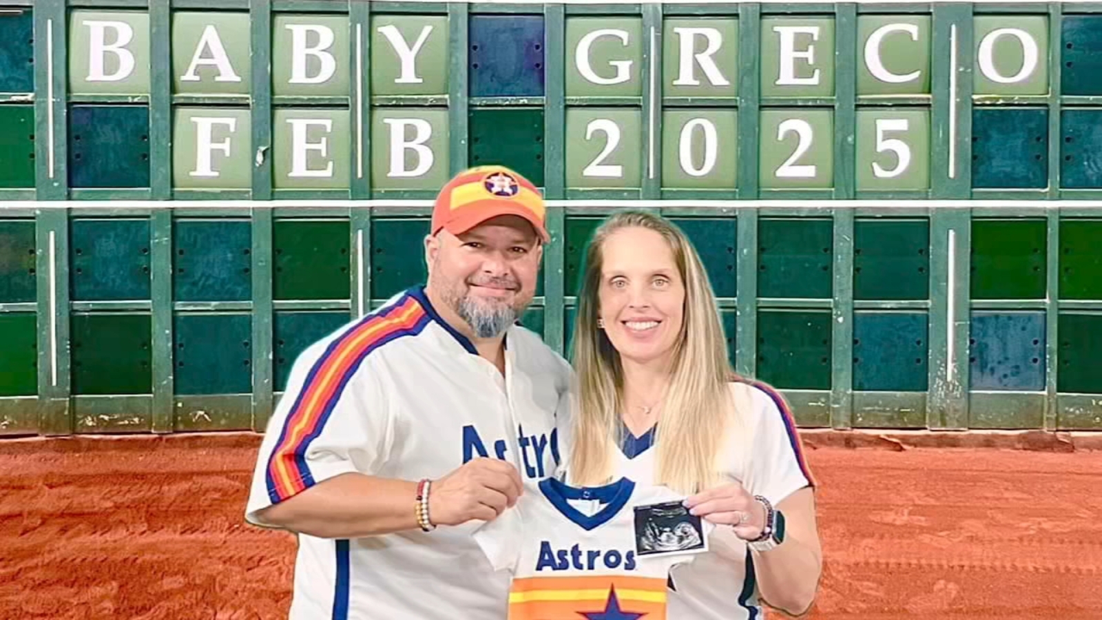 Astros-themed baby announcement hits it out of the park! - ABC13 Houston
