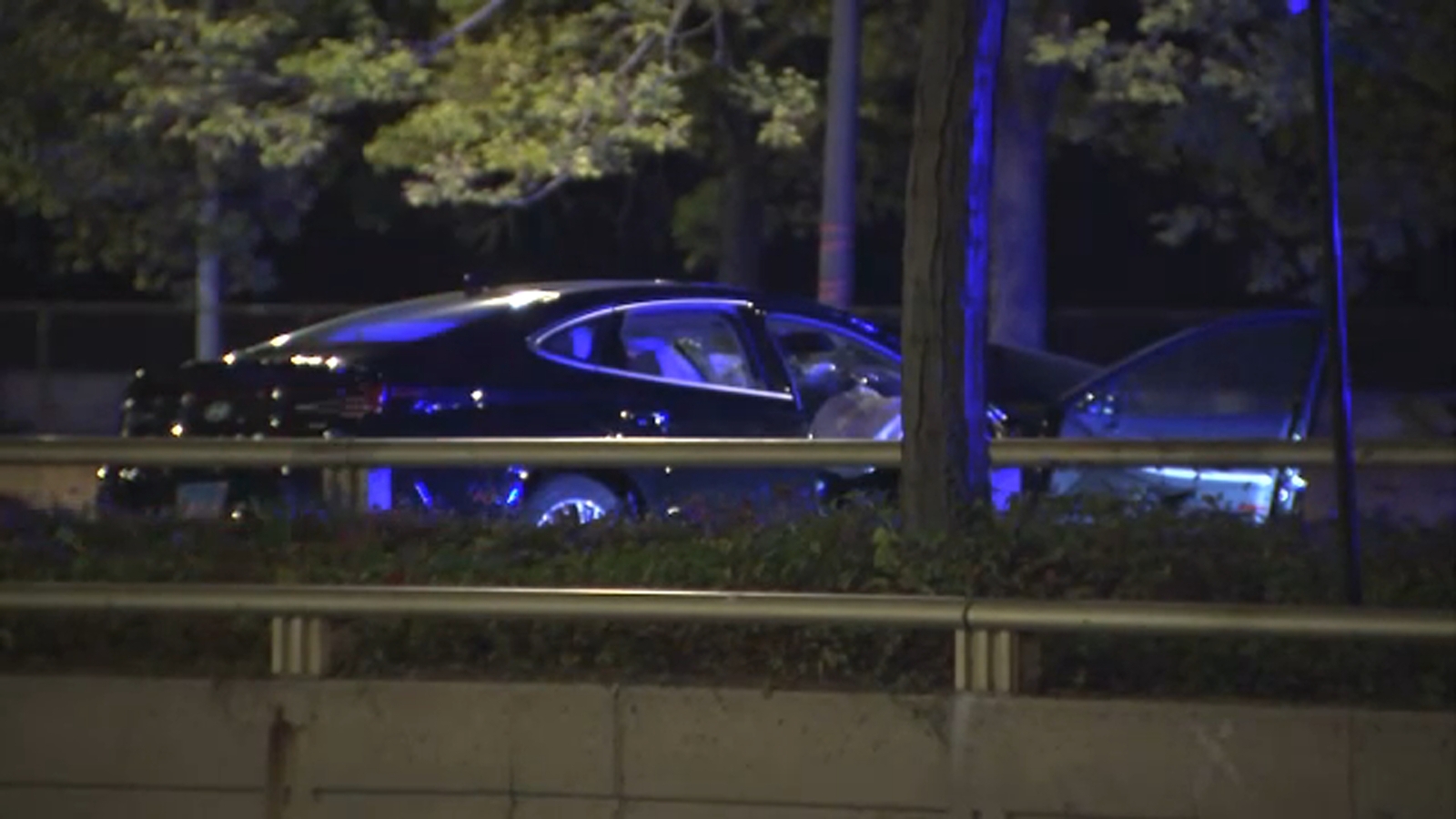 Chicago traffic: 3 injured in wrong-way crash on DuSable Lake Shore ...
