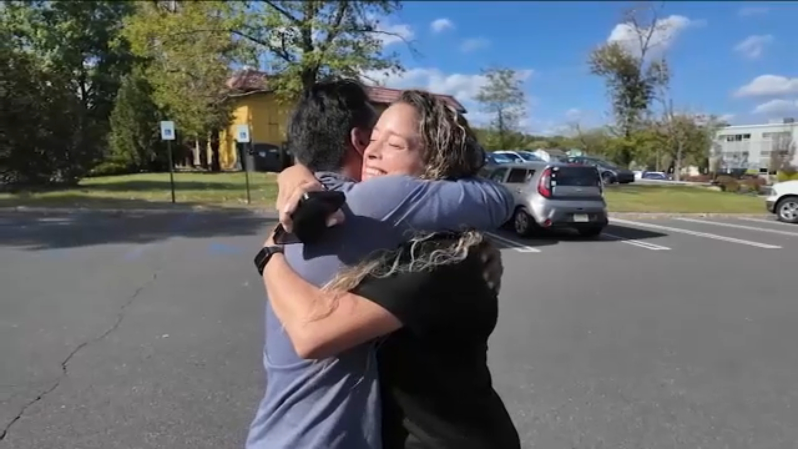 Jersey City Half Marathon runner who collapsed during race reunites ...