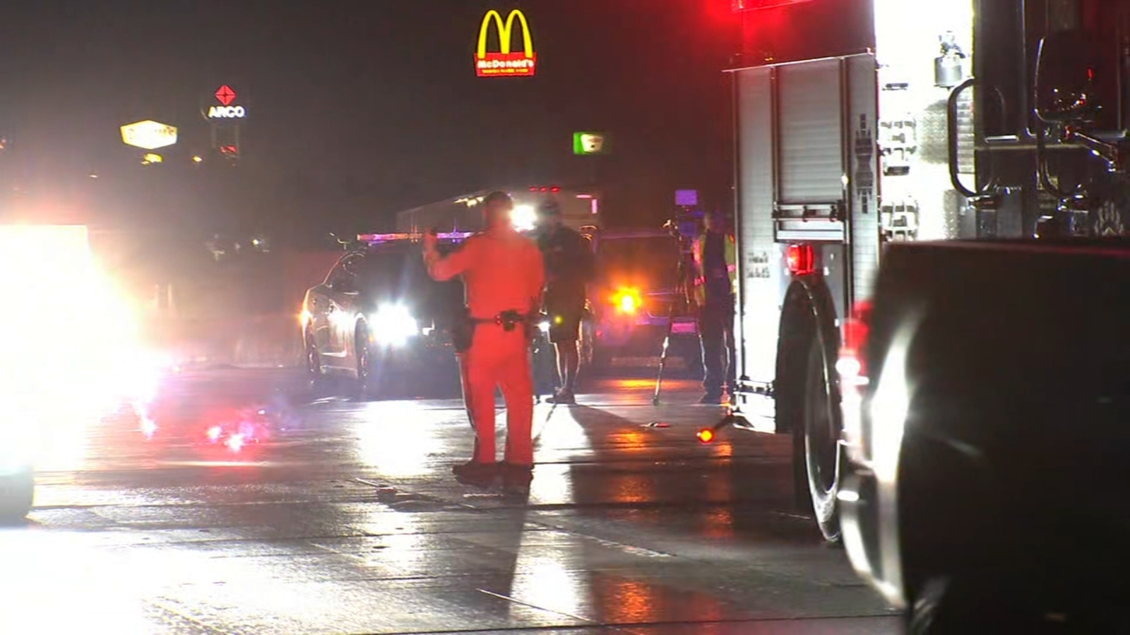 Man struck and killed by semi-truck on Highway 99 in Fresno, CHP says - ABC30 Fresno