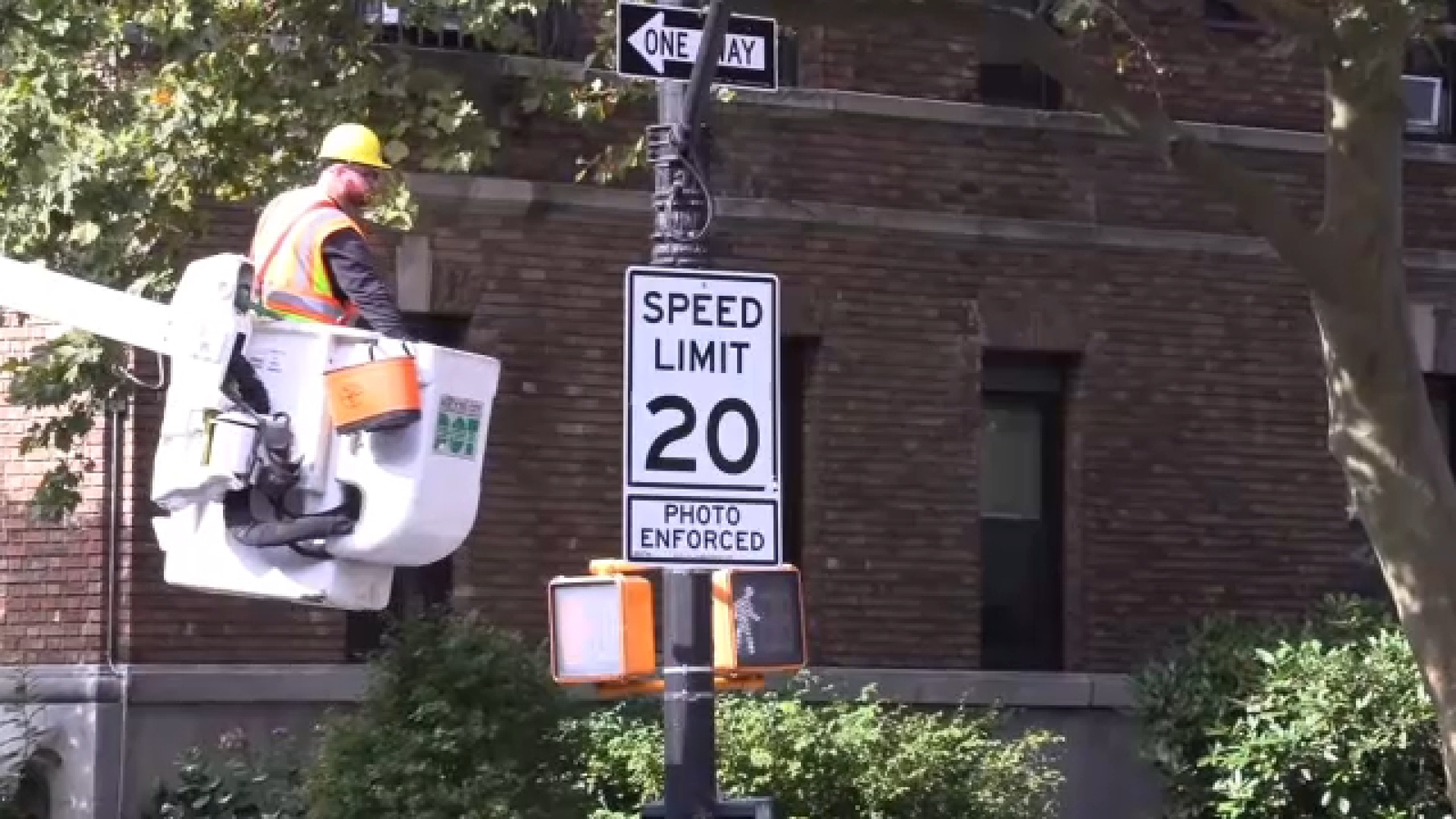 'Sammy's Law' goes into effect to reduce speed limits to 20 mph in ...
