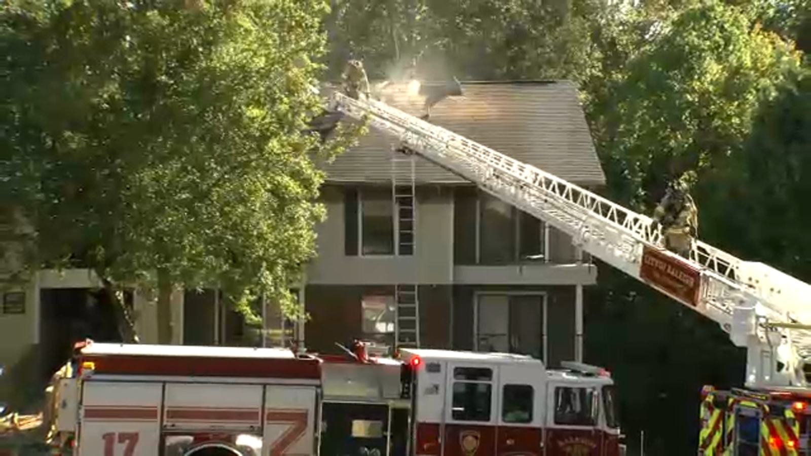 Raleigh firefighters battle apartment fire near Glenwood Avenue - ABC11 ...