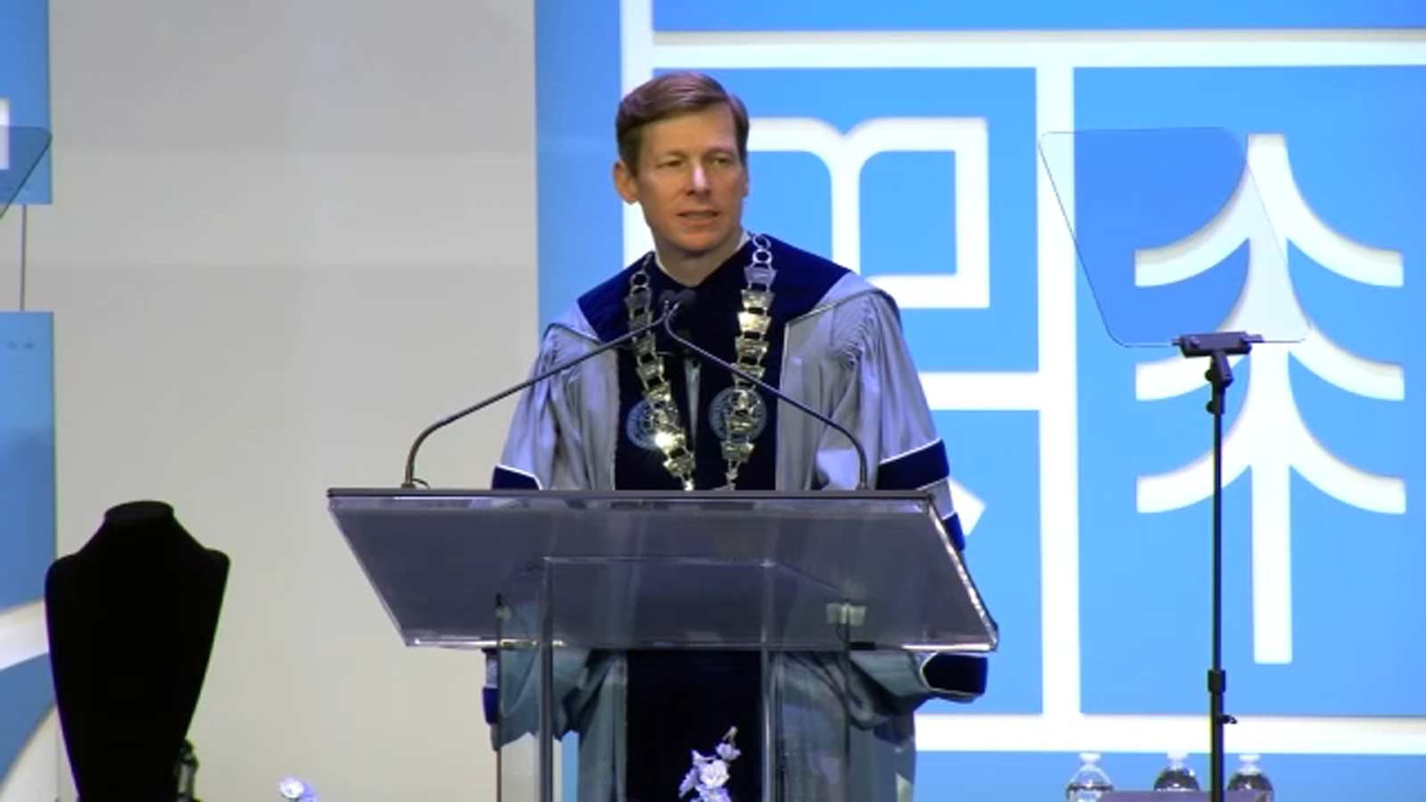 UNC University Day | Chancellor Lee Roberts installed as university ...