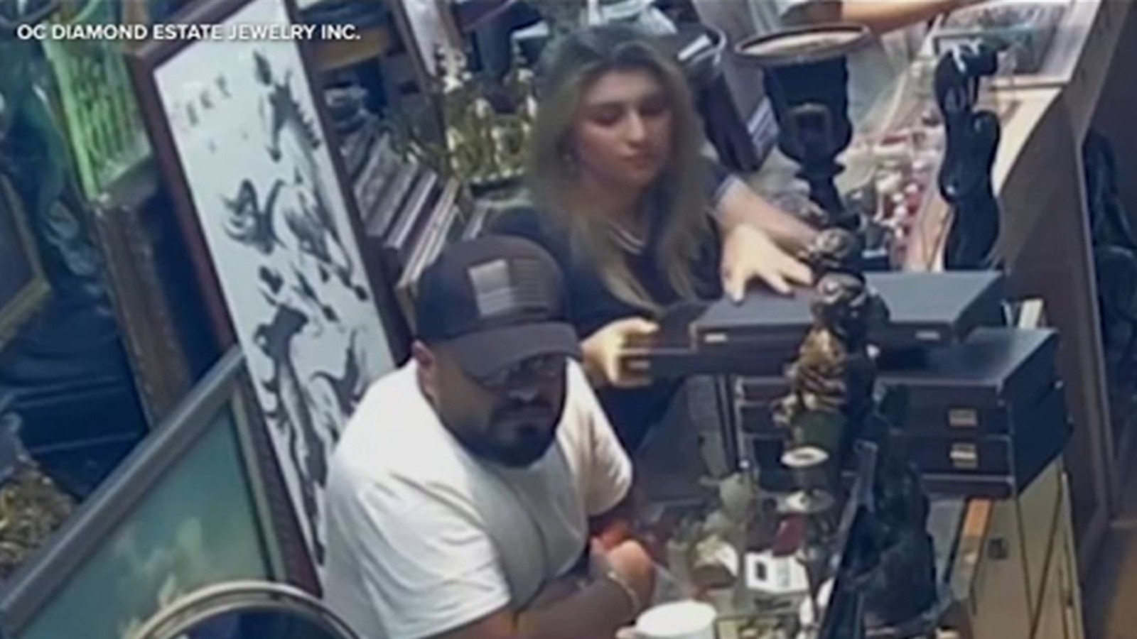 Orange County, California theft: Video shows brazen thieves steal more ...