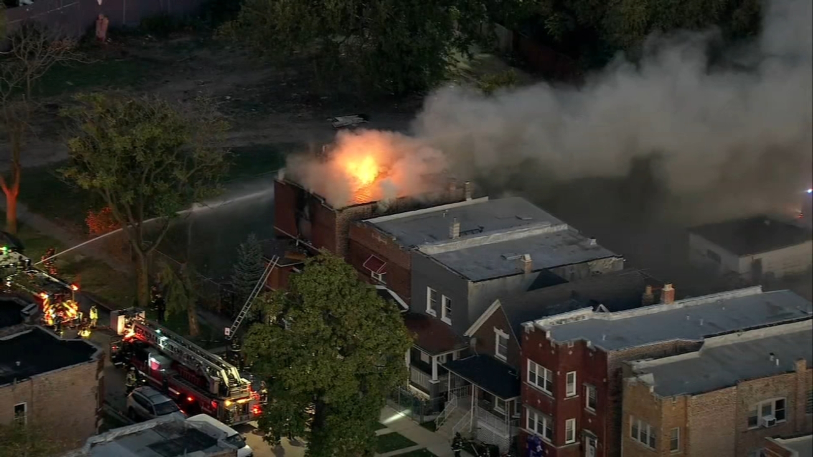 Chicago fire: No injuries reported in West Garfield Park blaze on ...