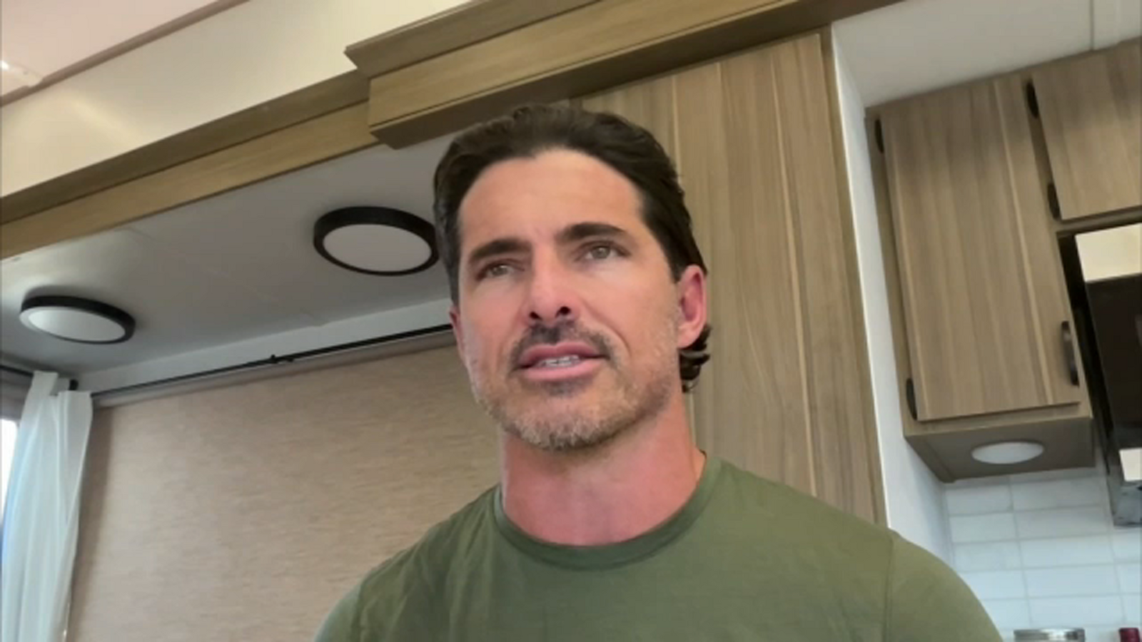 QB&A with David Carr: Derek Carr misses practice after injury - ABC30 ...