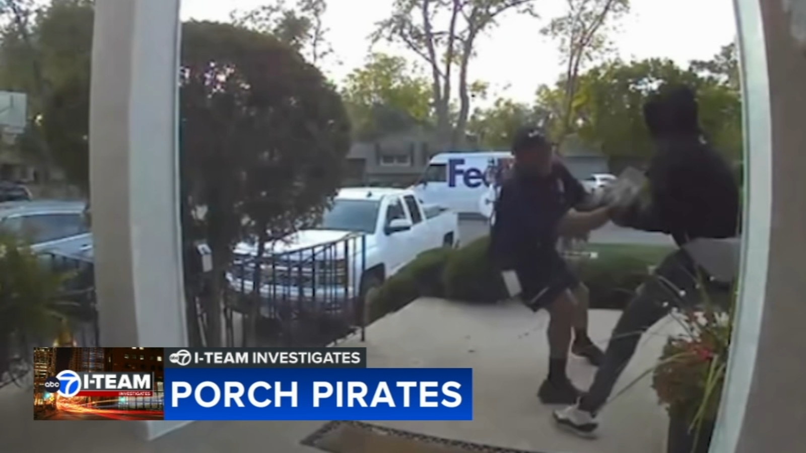 Porch pirates: FedEx driver wins tug of war with would-be thief over ...