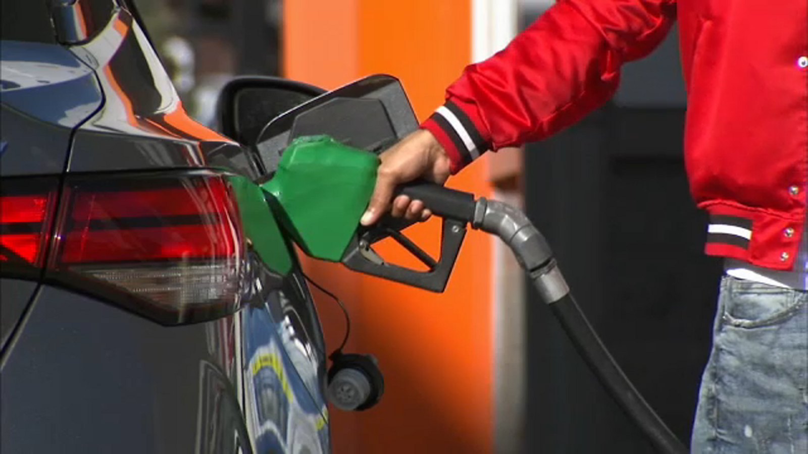 Amazon Prime introduces a new benefit to save on gas at participating ...