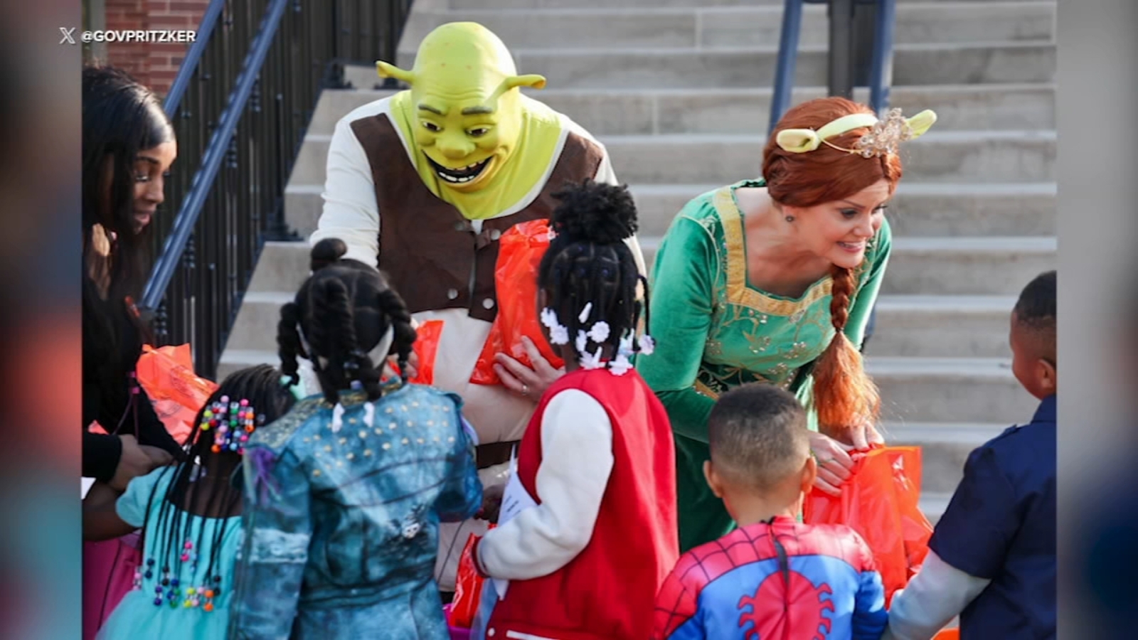 Gov. JB Pritzker, first lady dress up as Shrek characters for Halloween ...