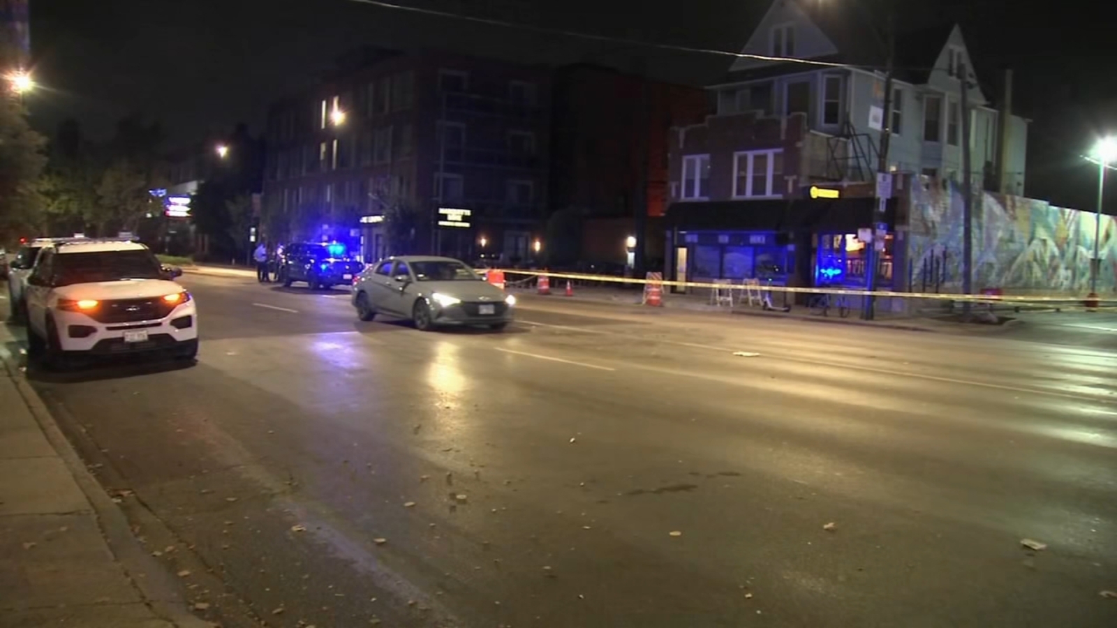 Chicago crime: Break-in suspects reverse, crash into Chicago police ...