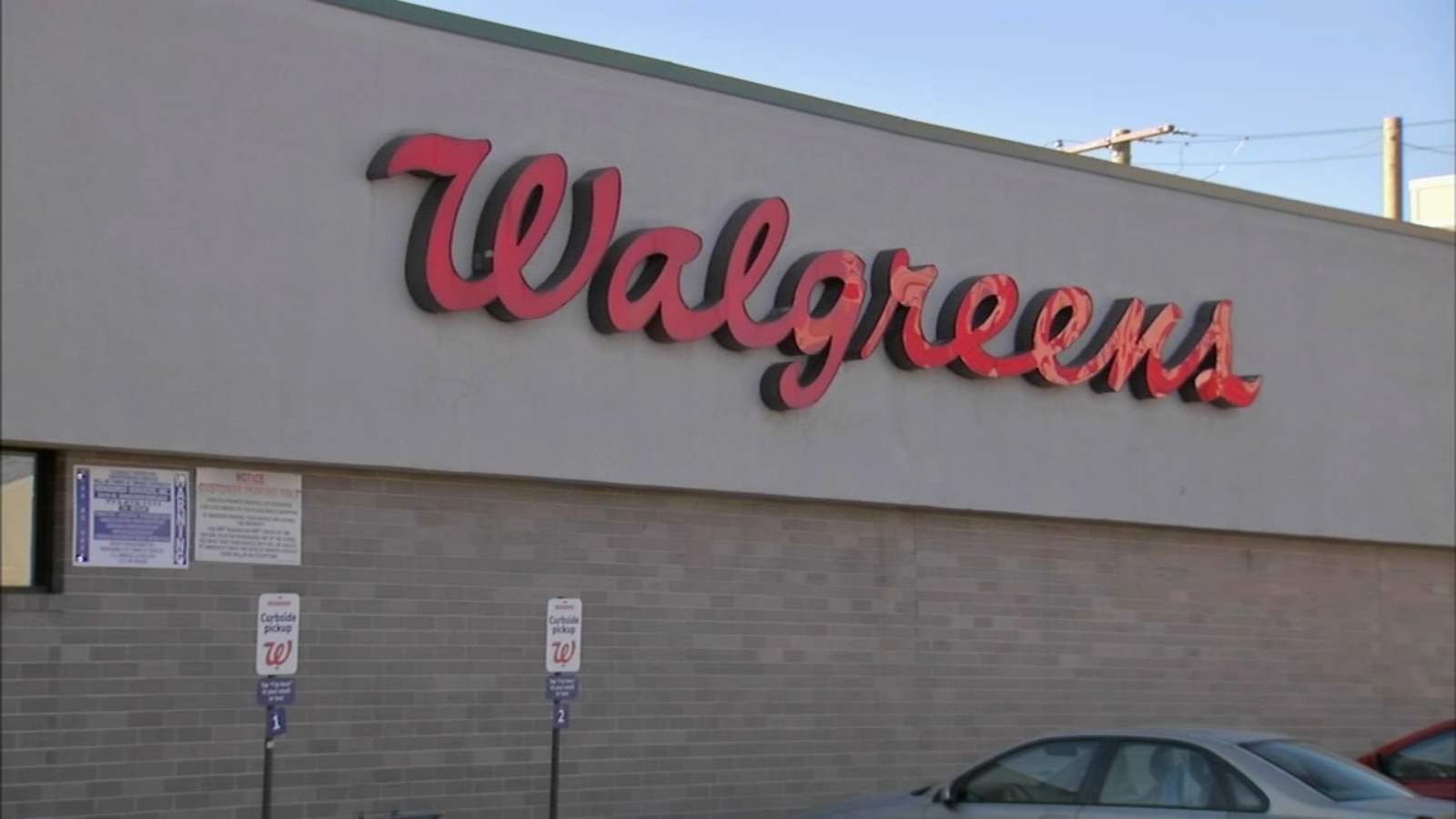 Walgreens layoffs today: Over 250 Chicago positions being eliminated ...