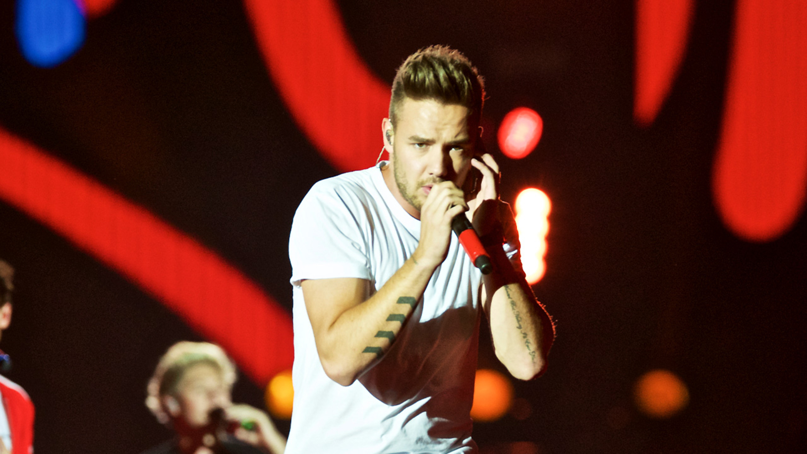 Liam Payne's producer announces delay of posthumous single 'Do No Wrong ...