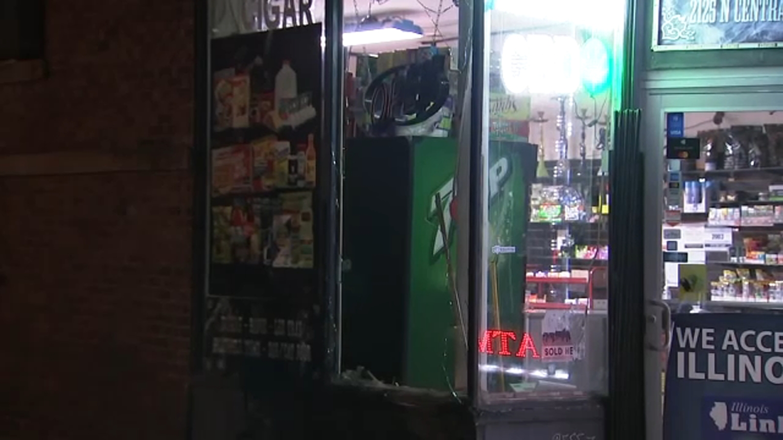 Chicago crime: Burglars steal ATM from Logan Square corner store ...