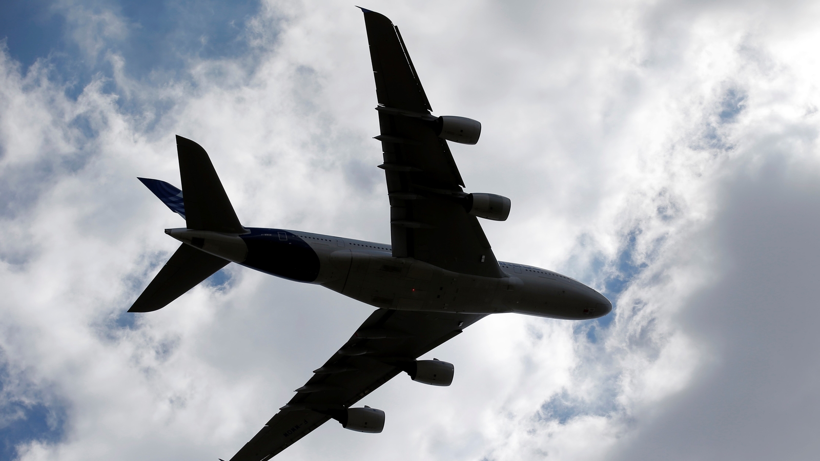 Russia suspected in bombing plot; investigation into alleged plan to ...