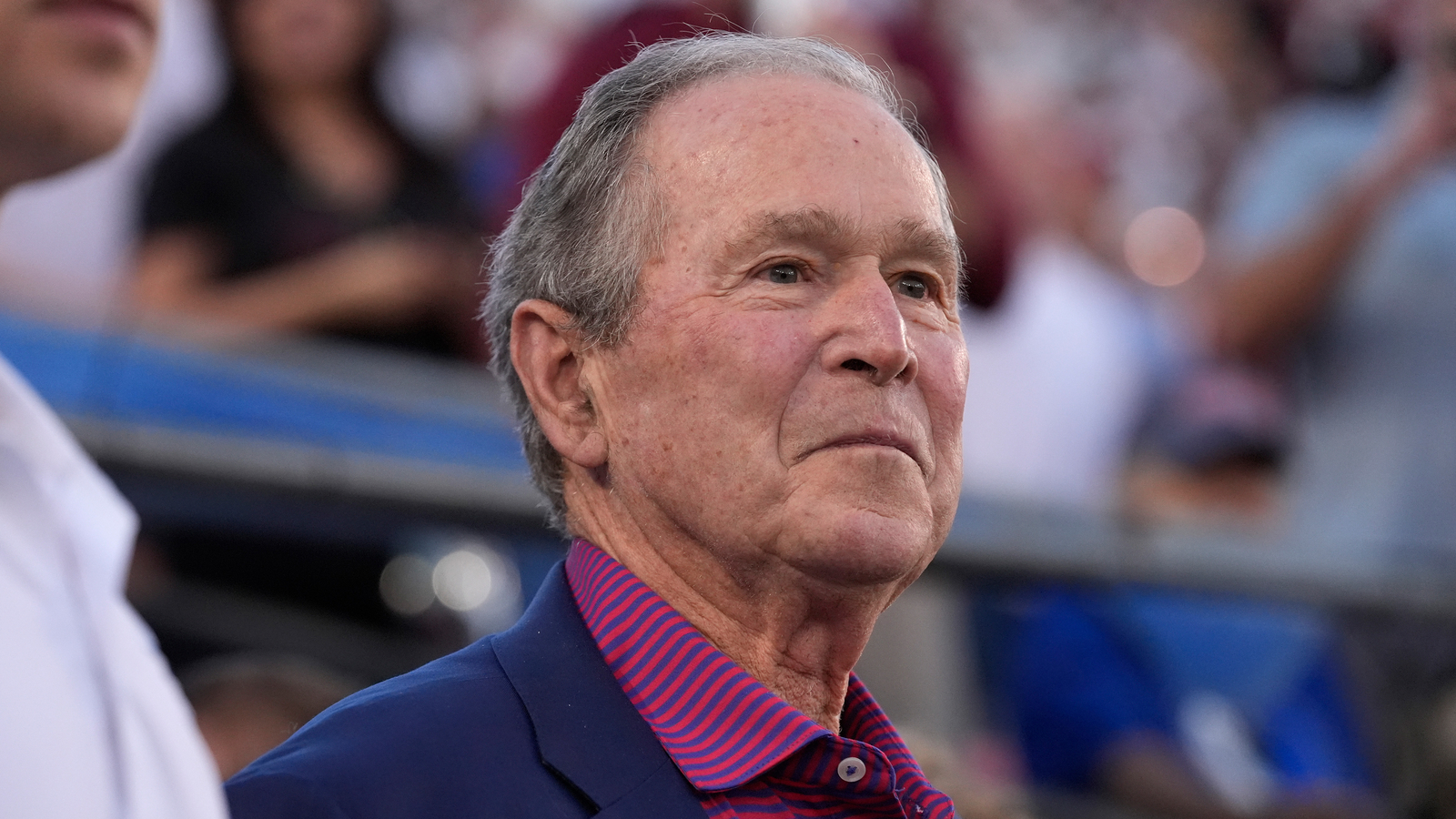 George W. Bush issues statement congratulating Trump - ABC7 San Francisco