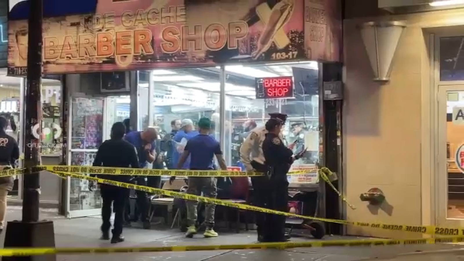 Corona gunfire: NYPD searching for suspects after shooting at ...