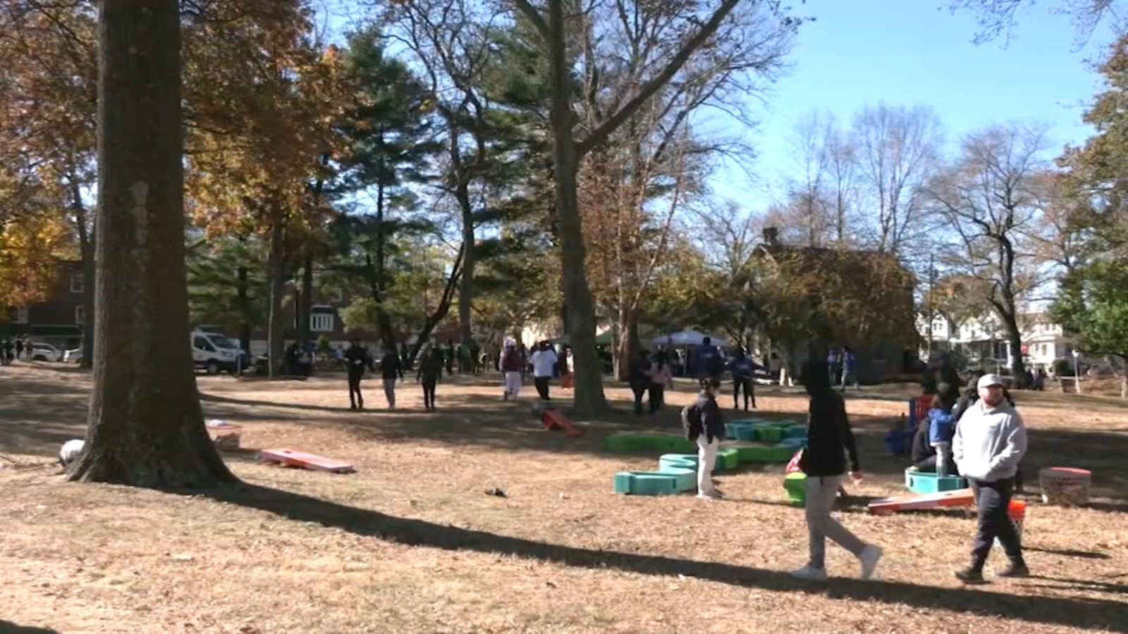 Volunteers clean up more than 100 parks across Philadelphia - 6abc ...