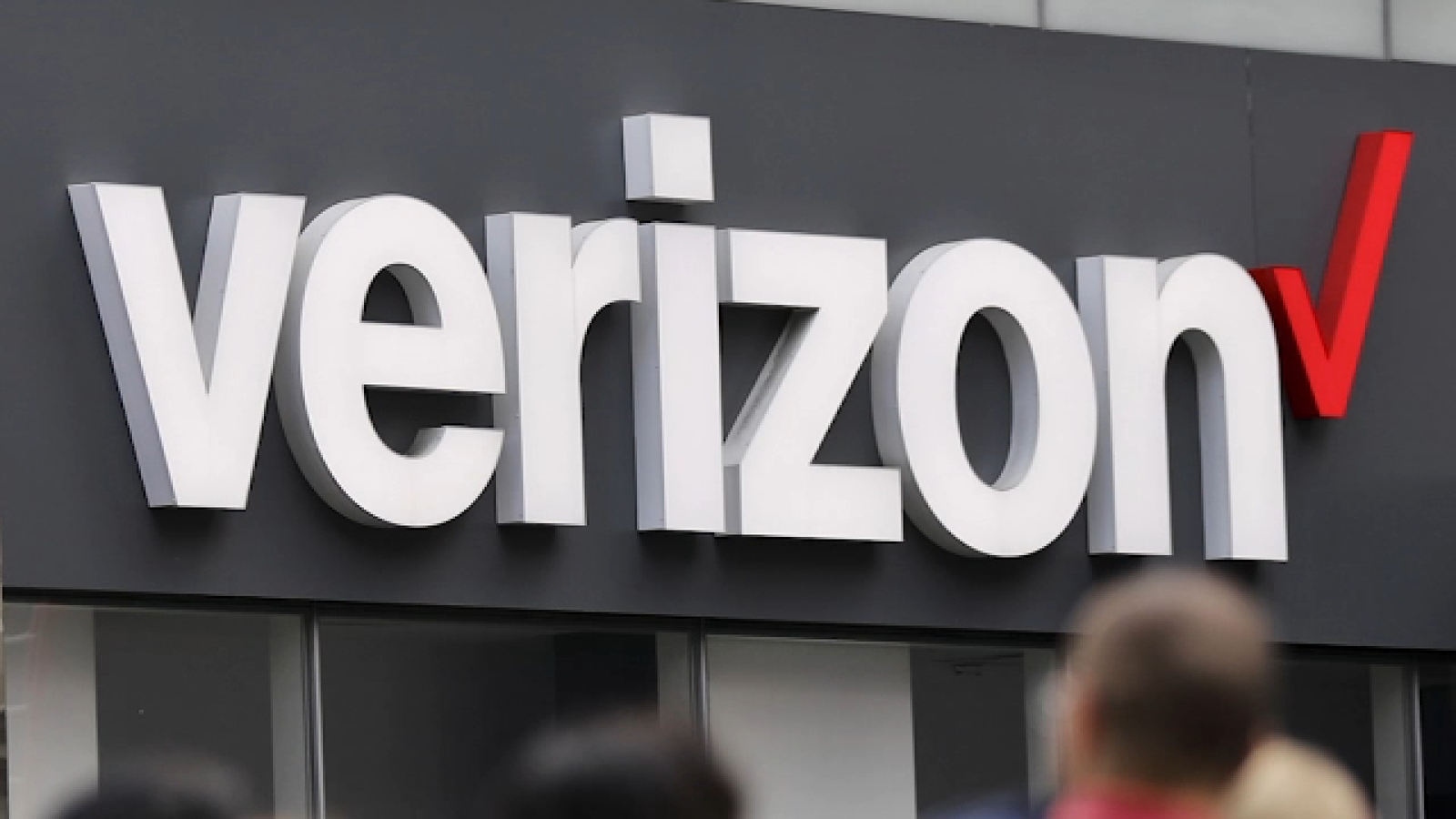 Verizon outage: Service restored after customers report widespread disruptions - ABC7 New York