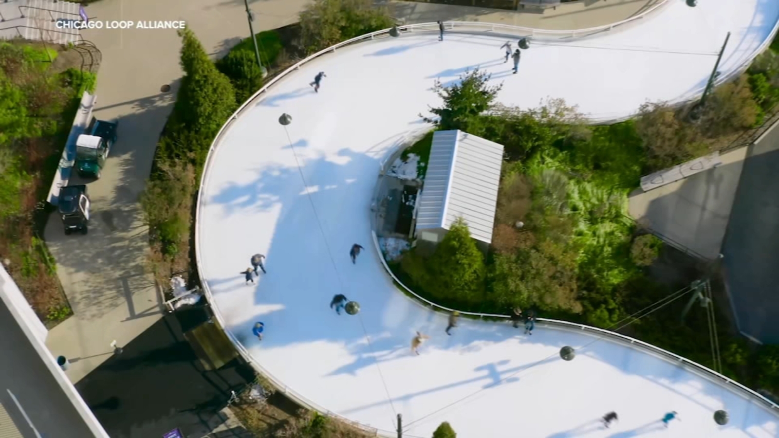 Chicago holiday guide includes attractions, shopping, dining in, around ...