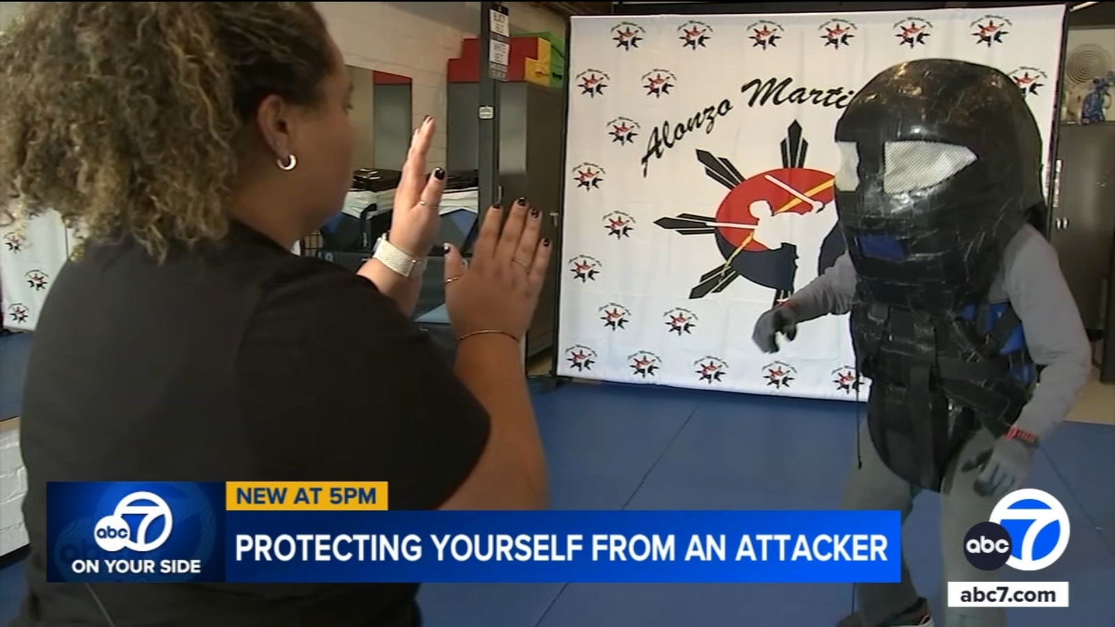 Here are 3 self-defense moves to protect yourself from an attacker - ABC7 Los Angeles