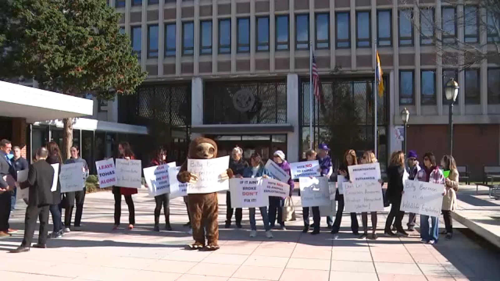 Animal rights activists protest over ownership and privatization of ...